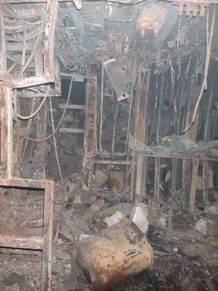 【情報】(圖很多，小心流量)2020/06/12法國海軍Perle (S606)核潛艇燒了... @軍事策略 哈啦板 - 巴哈姆特