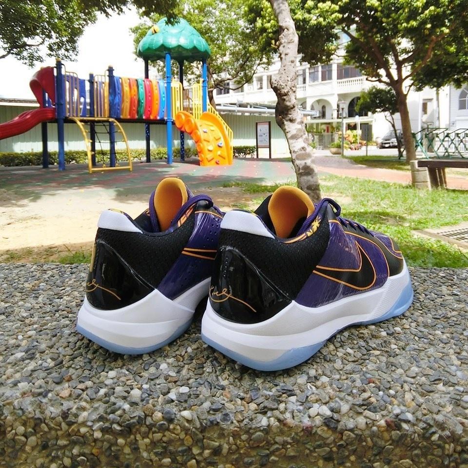 【開箱】Kobe V Proto 加蛇紋籃球 @NBA 系列 哈啦板 - 巴哈姆特