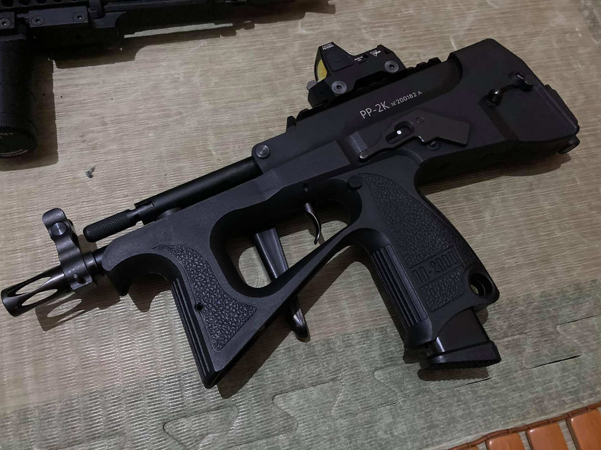 RE:【心得】Modify PP-2K ПП-2000 開箱文 @野戰 (生存) 遊戲 哈啦板 - 巴哈姆特