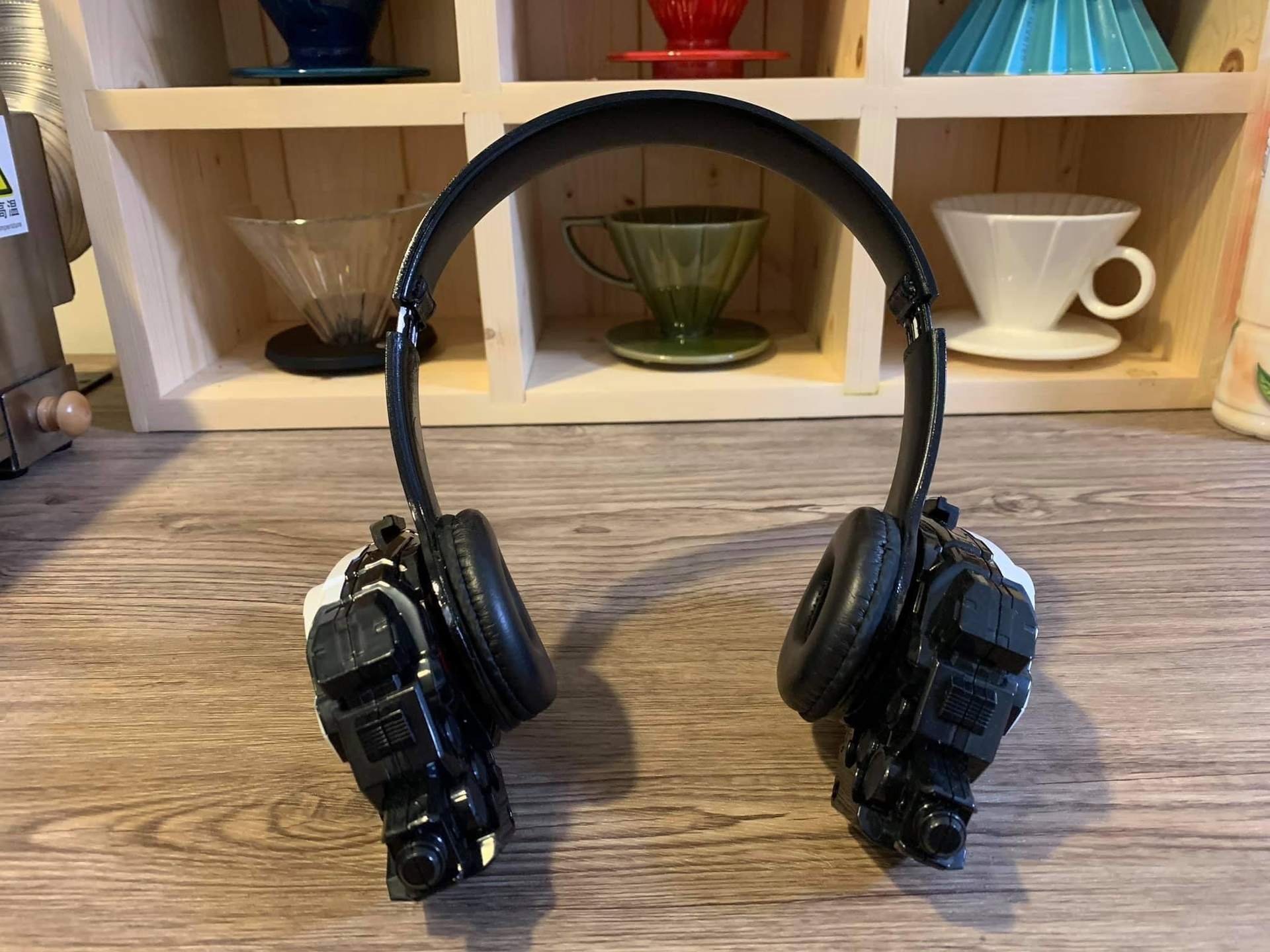 【閒聊】Zero one 的humagear耳機 @燃えろ!!特攝魂 哈啦板 - 巴哈姆特