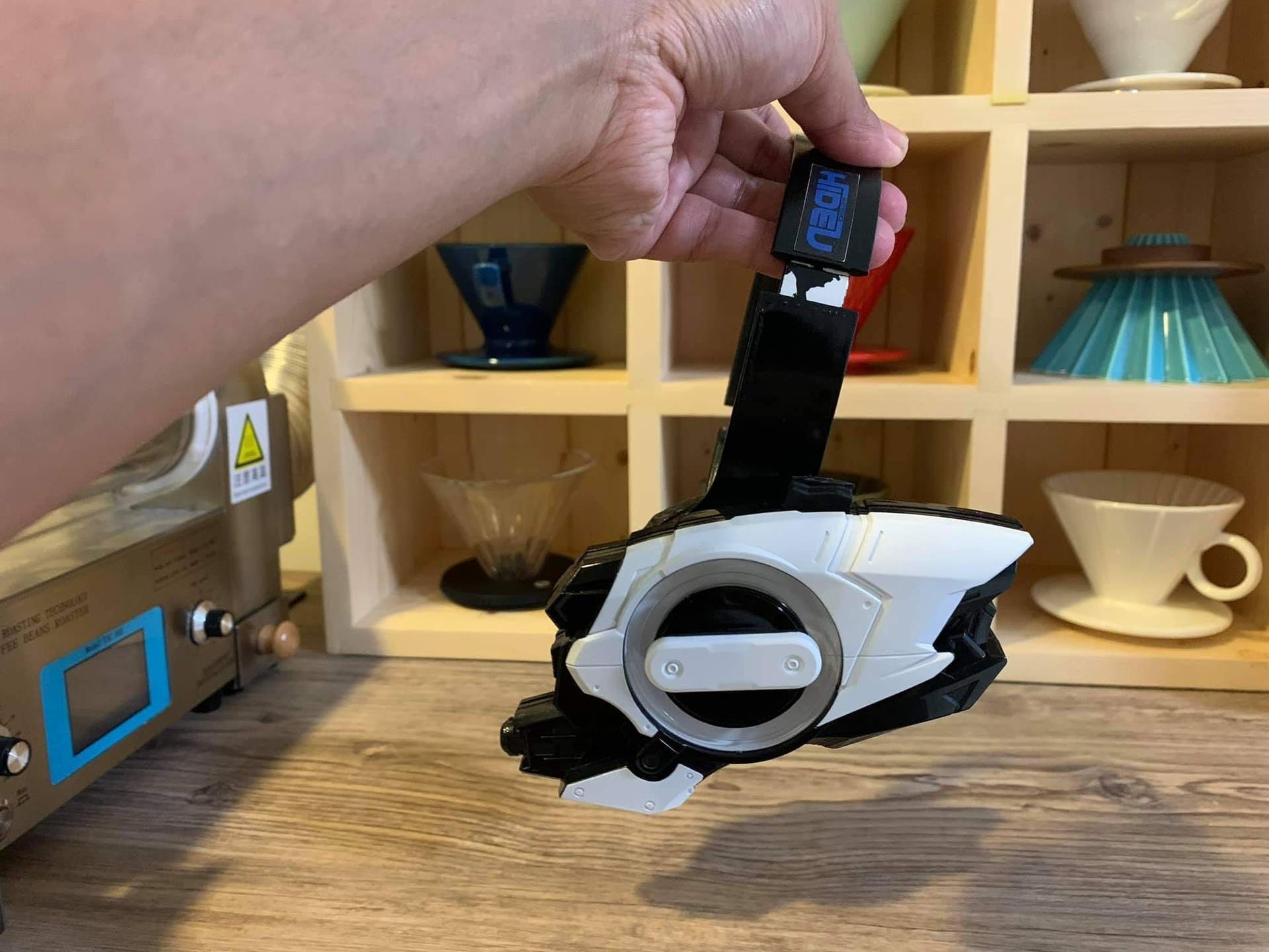 【閒聊】Zero one 的humagear耳機 @燃えろ!!特攝魂 哈啦板 - 巴哈姆特