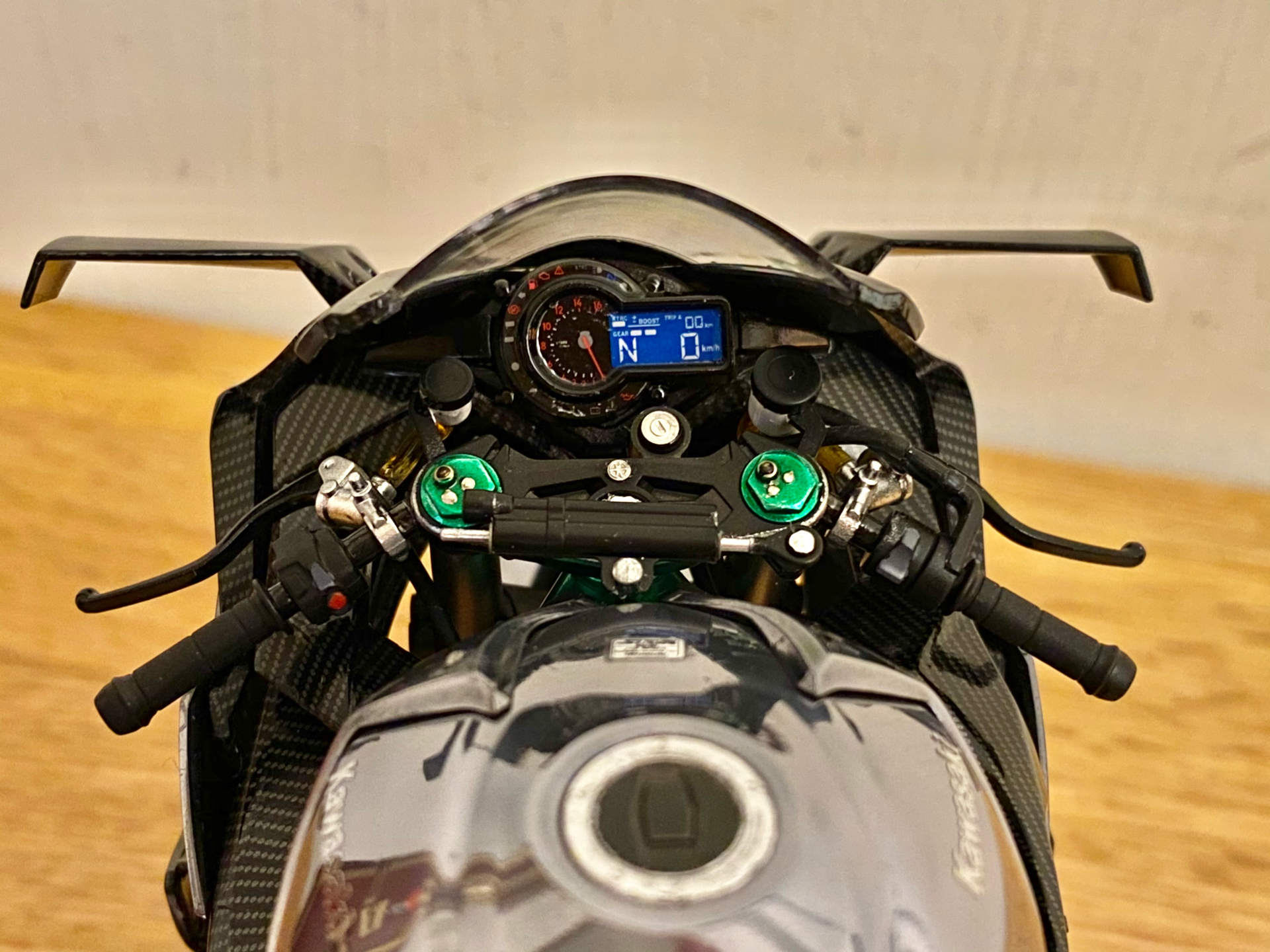 【作品分享】Tamiya 1/12 Kawasaki 川崎 Ninja H2R @模型技術與資訊 哈啦板 - 巴哈姆特