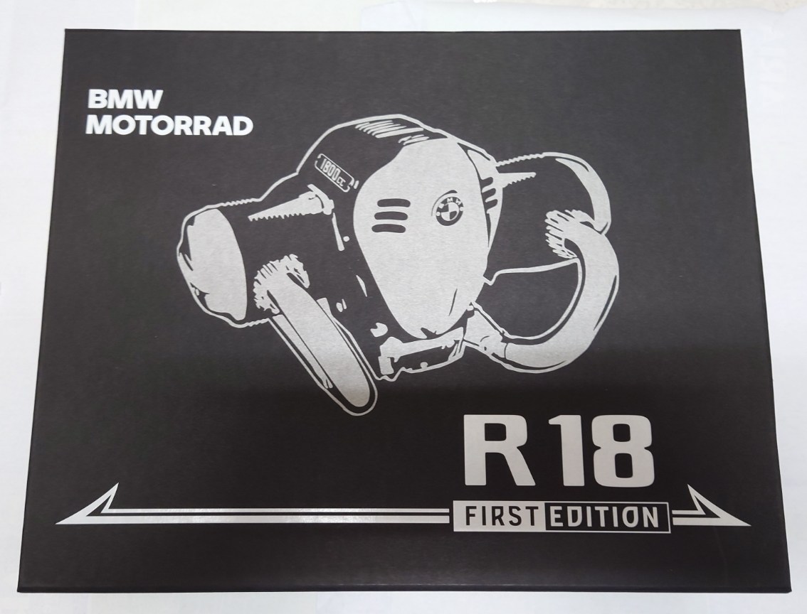 【閒聊】《開箱》未成年請勿進入 向經典致敬BMW R18 @汽機車討論 哈啦板 - 巴哈姆特