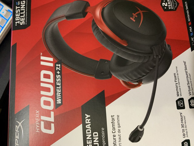 【問題】[售]Hyperx cloud ll wireless 無線電競耳機 @ACG二手交易板 哈啦板 - 巴哈姆特