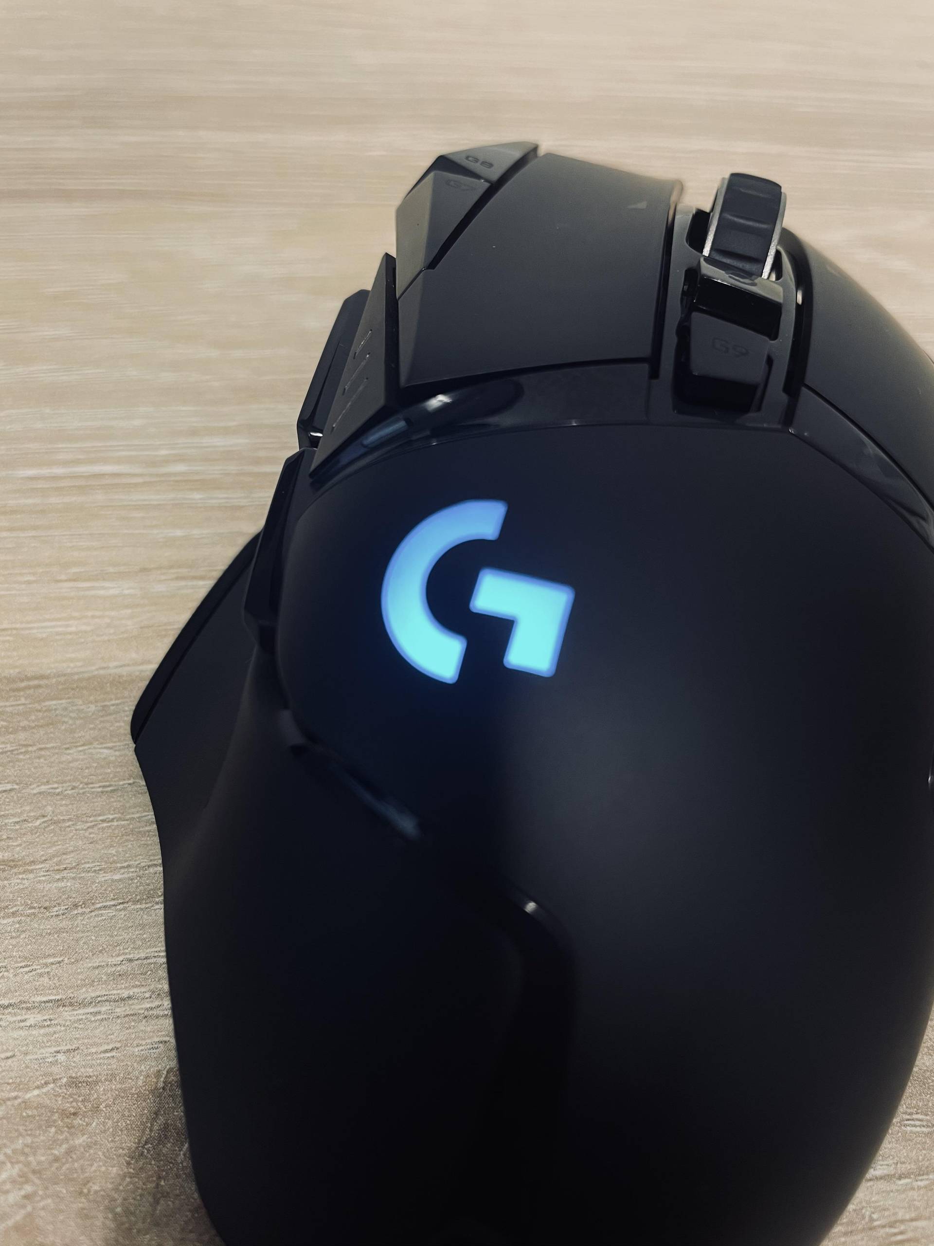 【心得】G502 lightspeed 開箱 @電腦應用綜合討論 哈啦板 - 巴哈姆特