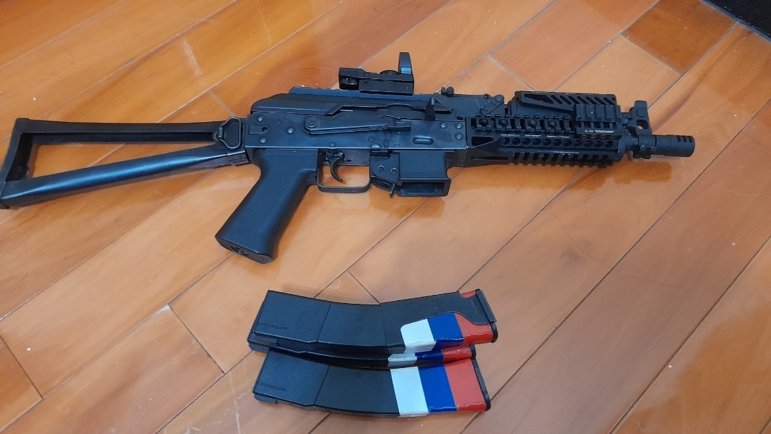 【心得】偽開箱--第三羅馬的鋒刃利劍 LCT PP19-01 Vityaz @野戰 (生存) 遊戲 哈啦板 - 巴哈姆特