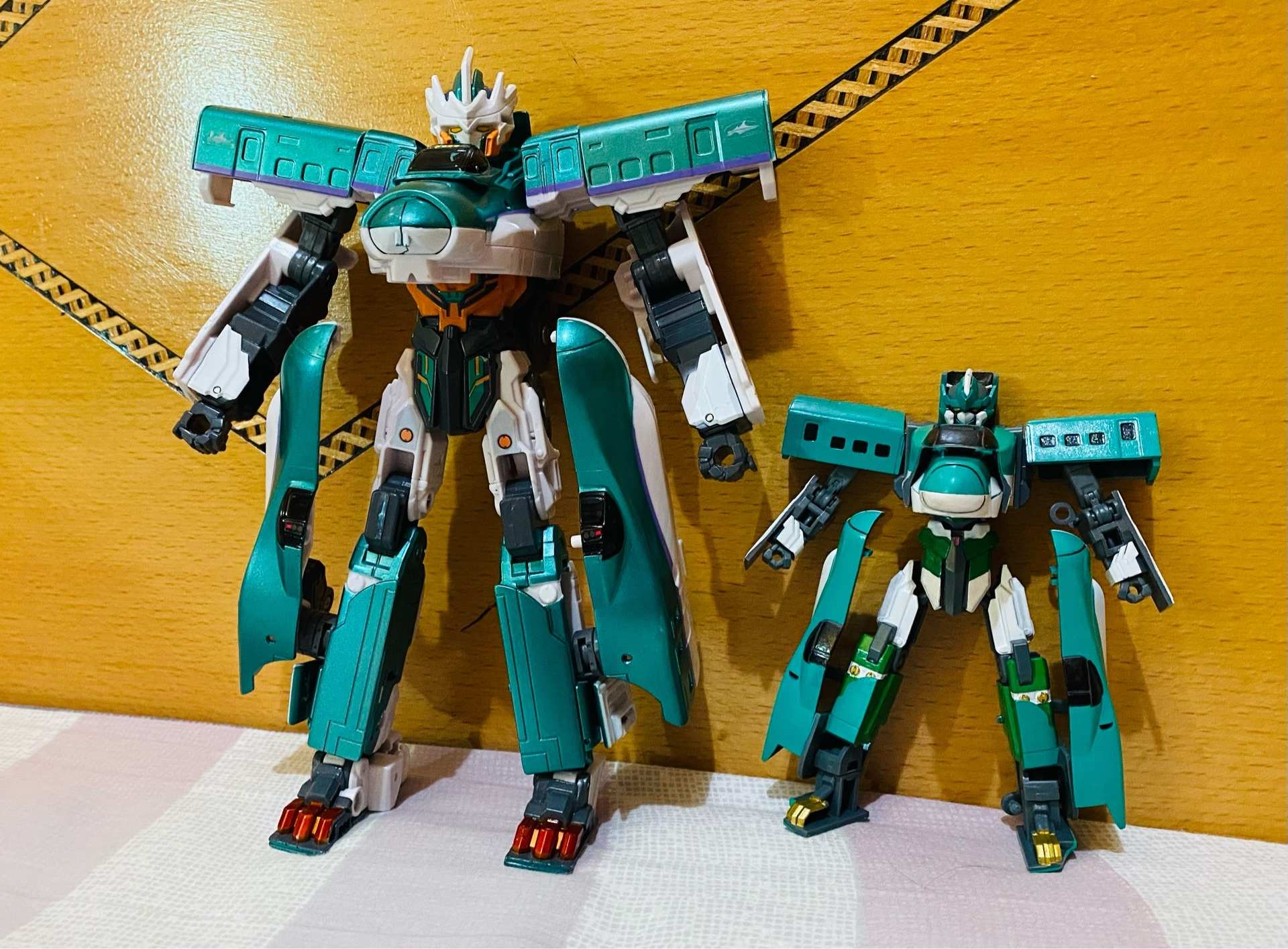 【心得】DXS06 Shinkalion H5 Hayabusa 開箱文 @模型技術與資訊 哈啦板 - 巴哈姆特