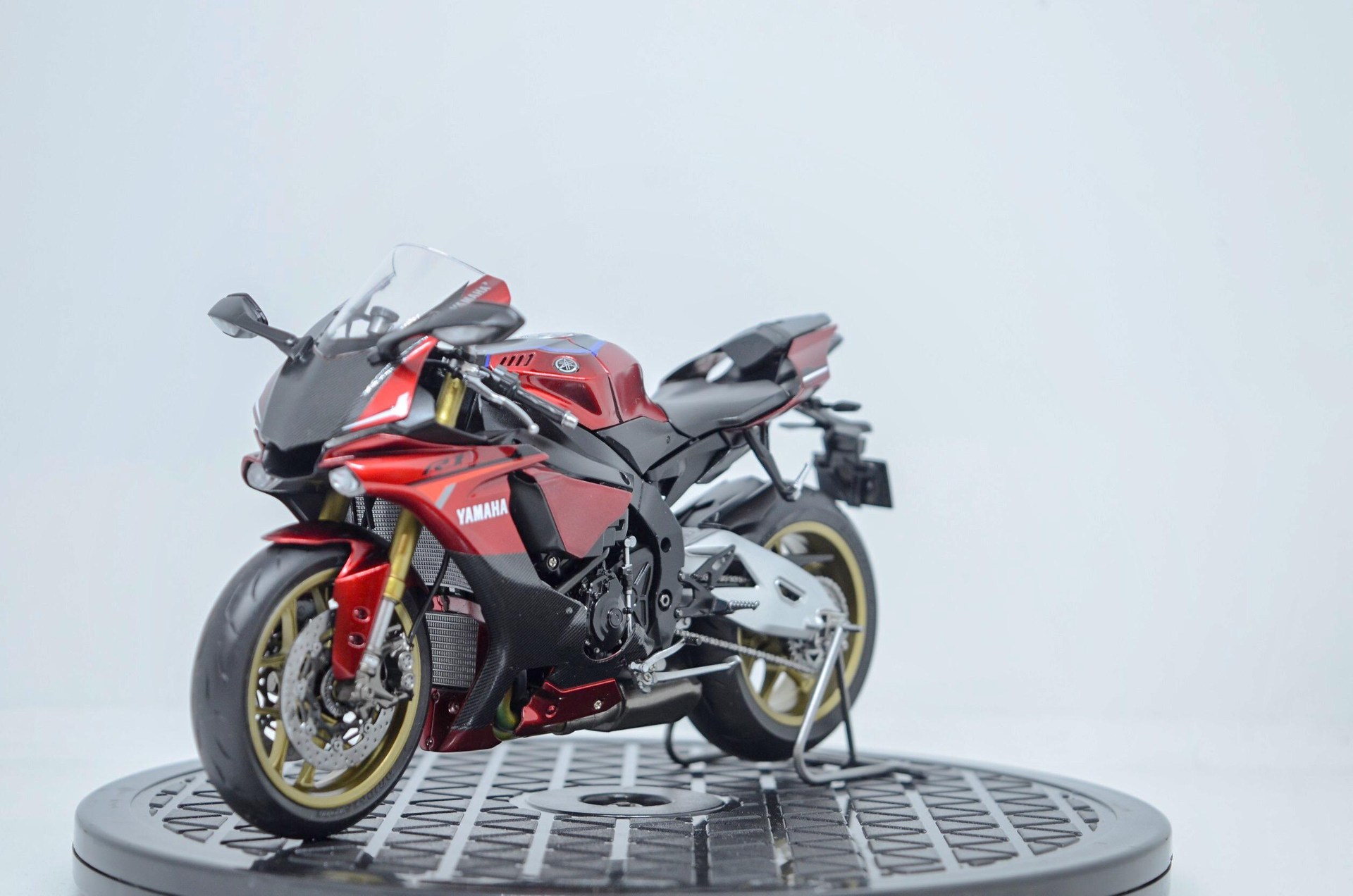 【作品分享】TAMIYA YZF-R1M 車友配色(? @模型技術與資訊 哈啦板 - 巴哈姆特