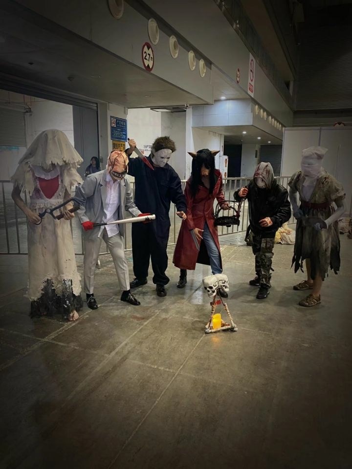 【閒聊】分享幾張我們漫展上cosplay的圖片 @Dead by Daylight（黎明死線） 哈啦板 - 巴哈姆特