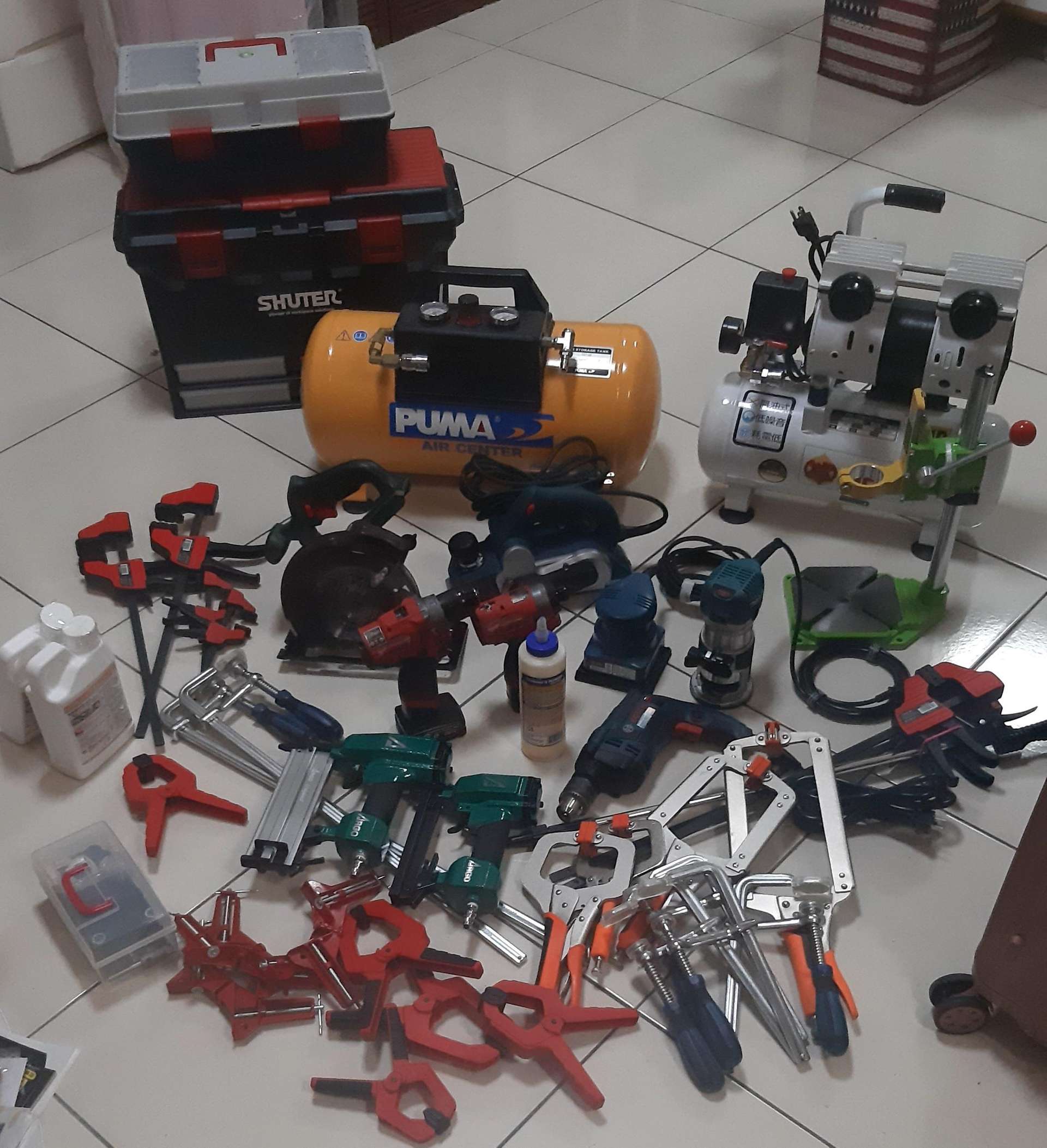 【心得】MarsRhino 火星犀牛 INFINITE GT 人體工學電競椅 無限GT 黑，12/3 2樓新增LANDER 多功能電競凳(哨兵 ...