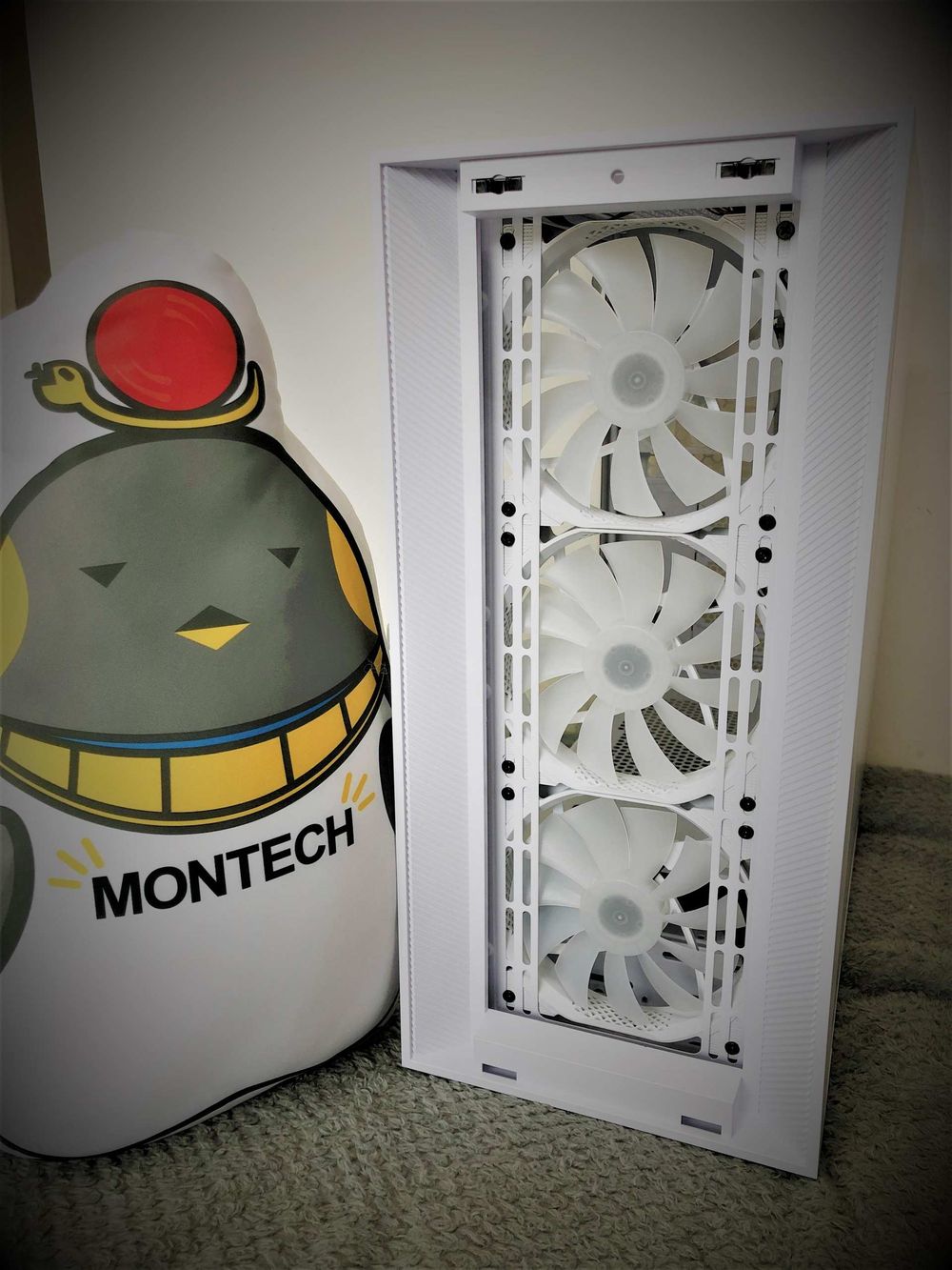 【心得】Montech Air 1000 Premium White 豪華純白版 開箱評測體驗心得分享 @電腦應用綜合討論 哈啦板 - 巴哈姆特