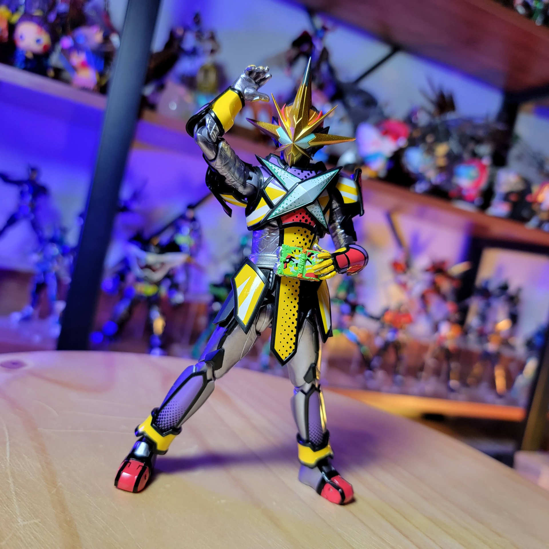 S.H.Figuarts KAMEN RIDER SAIKOU KIN NO BUKI GIN NO BUKI/X SWORD MAN ...