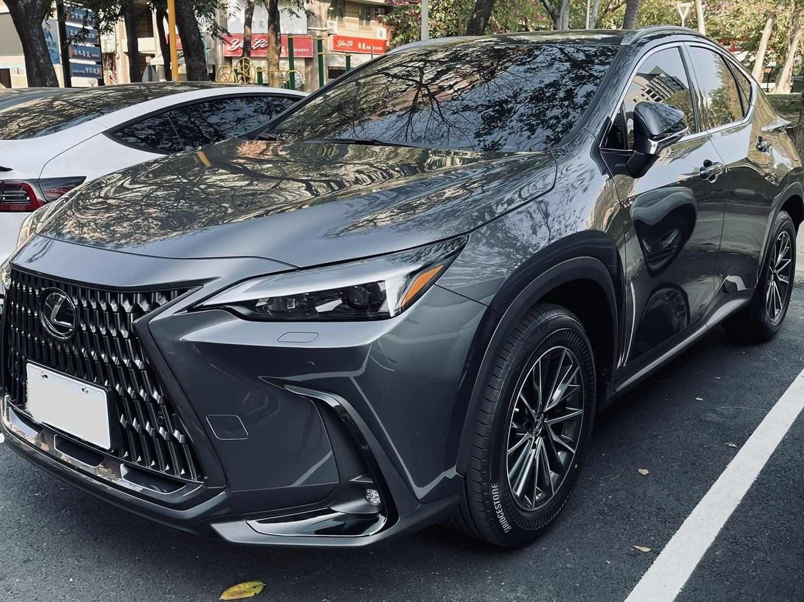 【心得】21年式 LEXUS NEW NX200 外內裝開箱~~ 圖多圖大注意!!! @汽機車討論 哈啦板 - 巴哈姆特
