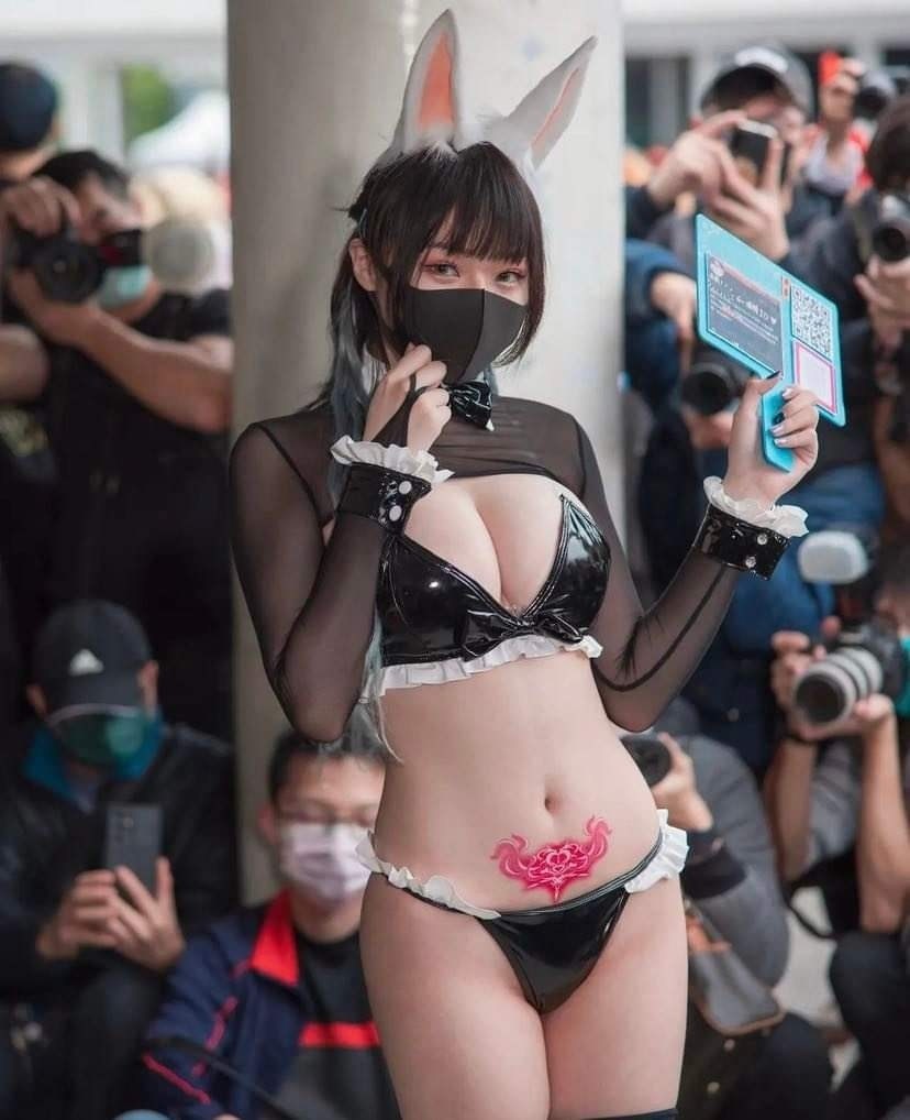 RE:【心得】FF38 coser串 @場外休憩區 哈啦板 - 巴哈姆特