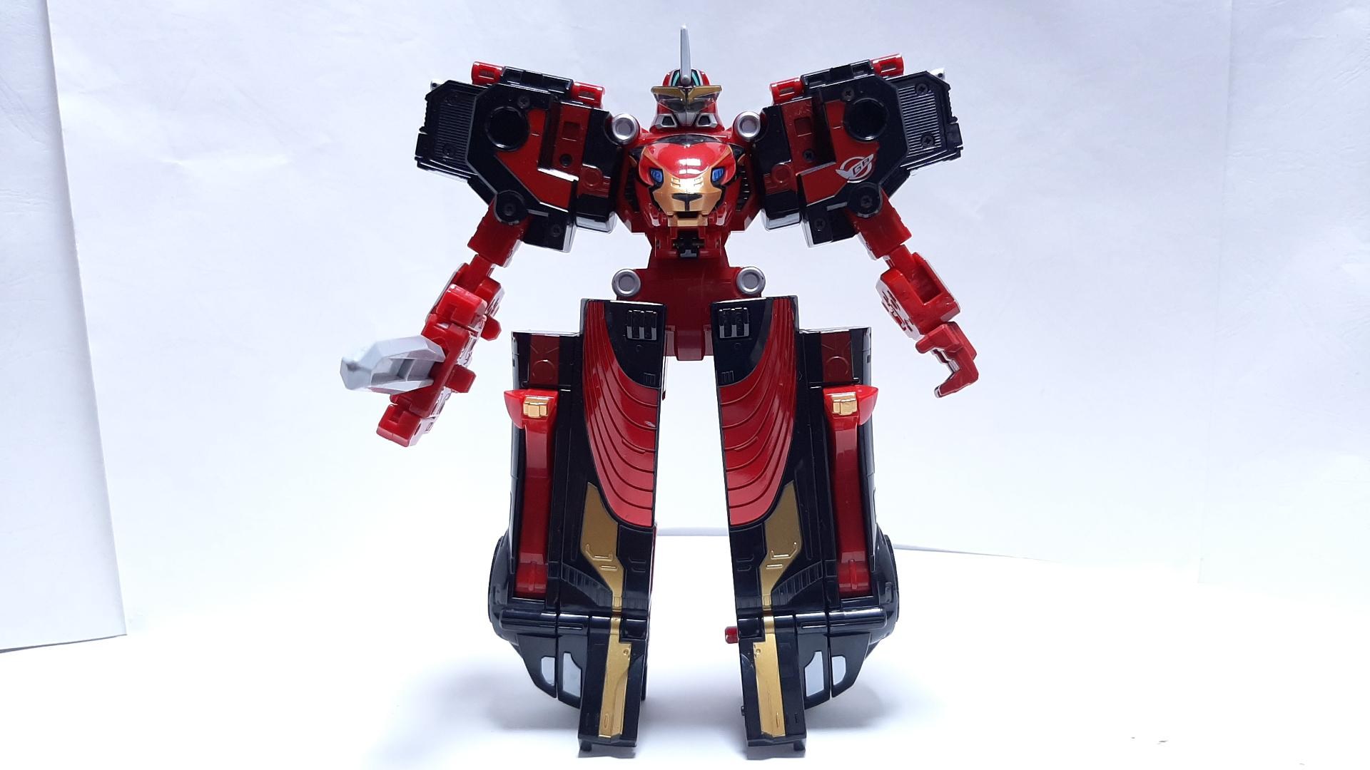 【介紹】紀念 特命戰隊 Go-Busters 10週年 DX 特命機體 CB-01 Go-Buster Ace (特命王牌) @燃えろ!!特攝 ...