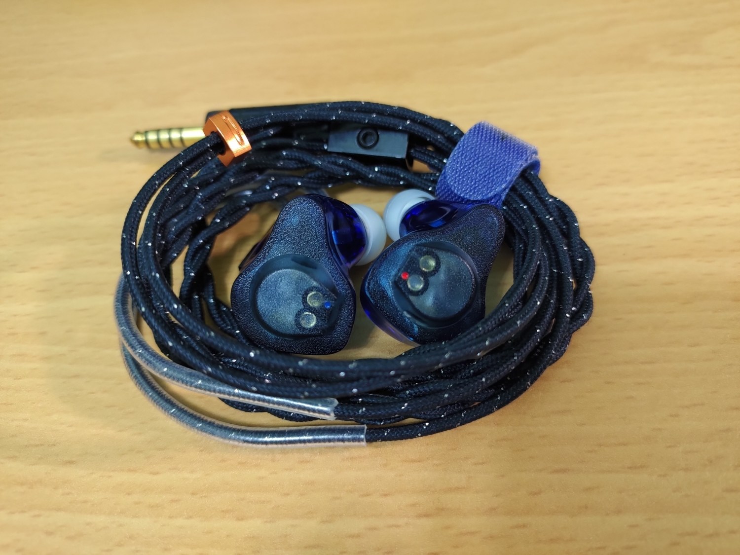 RE:【心得】來這裏放上你的耳機族譜吧。想紀錄自己經手過的耳機的都來 @影音視聽討論區 哈啦板 - 巴哈姆特