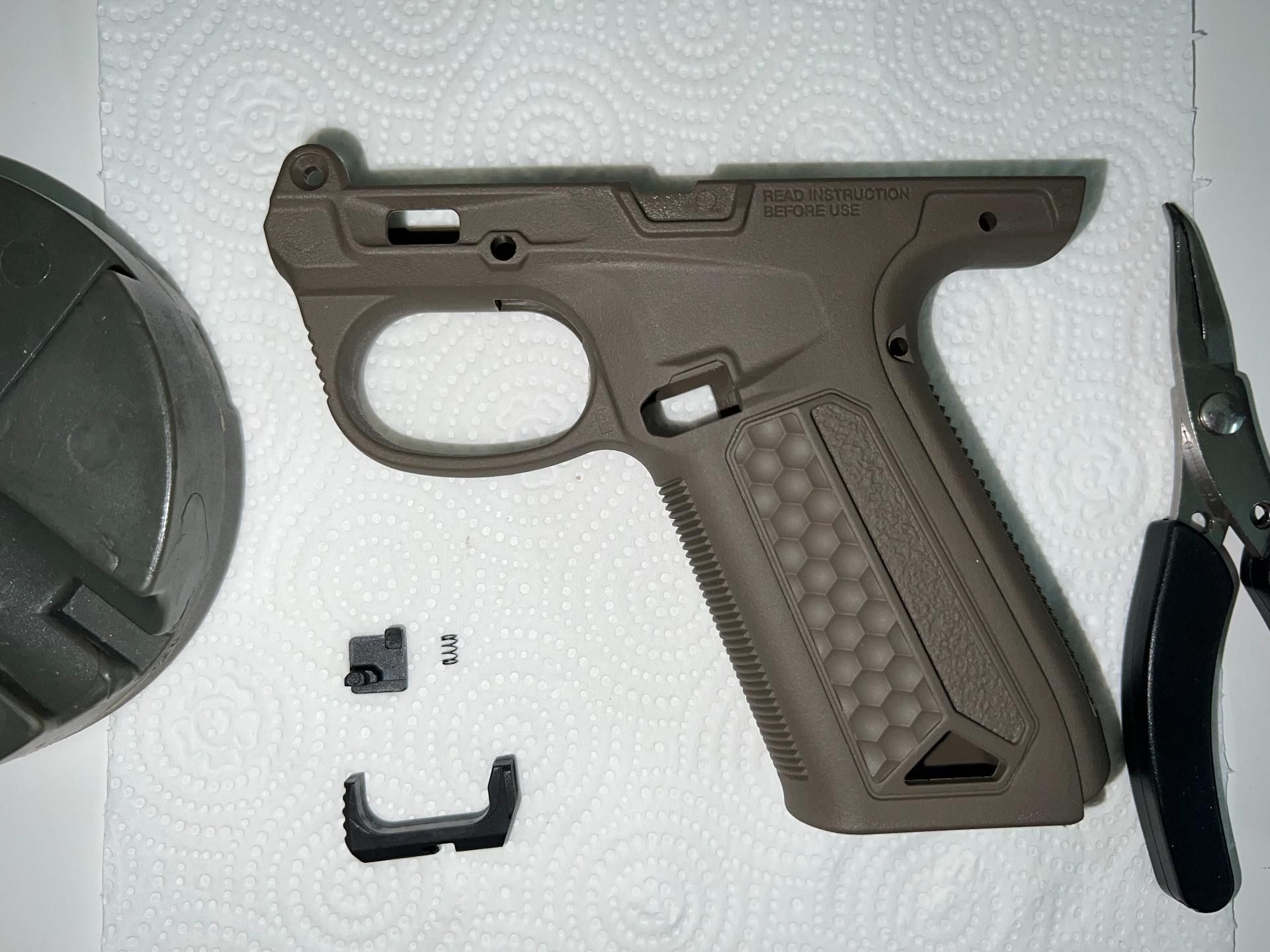 【密技】AAP01 RUGER樣式改裝 -1 更換握把詳細教學 @野戰 (生存) 遊戲 精華區 - 巴哈姆特