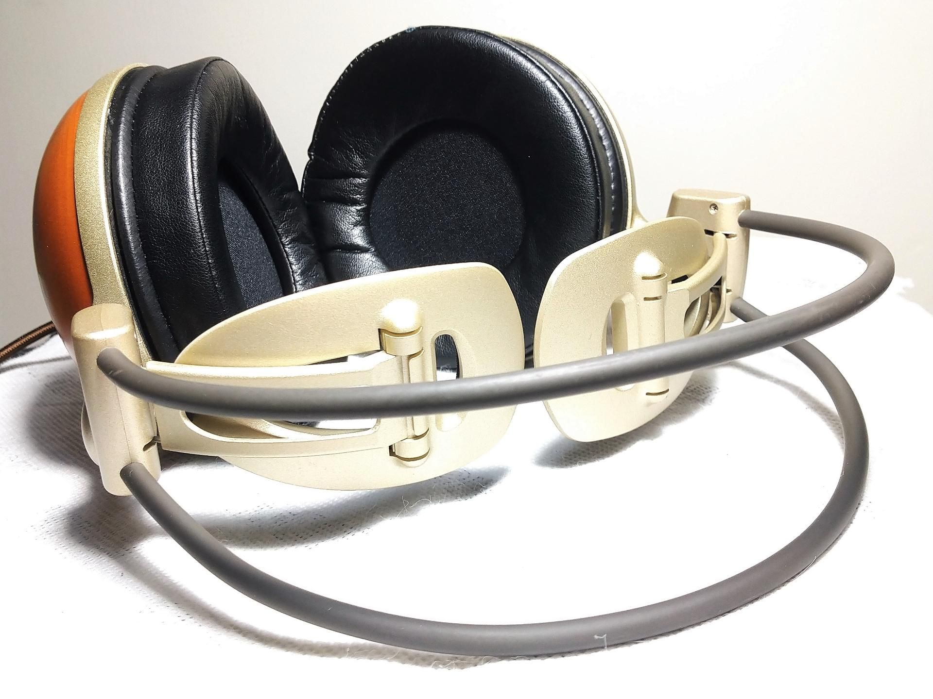 鐵三角 1999年 ATH-W100 第四世代 淡雅的樸實美聲 - x1973852的創作 - 巴哈姆特