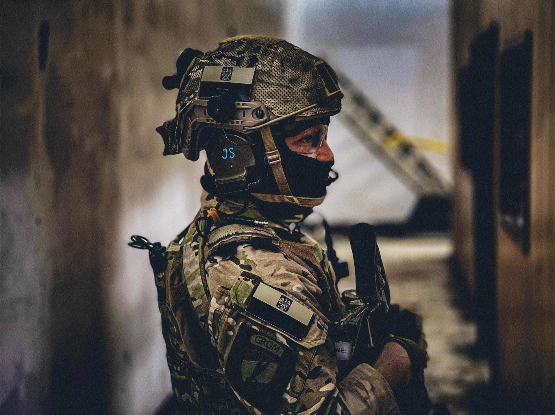 個人裝備紀錄 Polska JW GROM 2014-2015 - murphy0509的創作 - 巴哈姆特