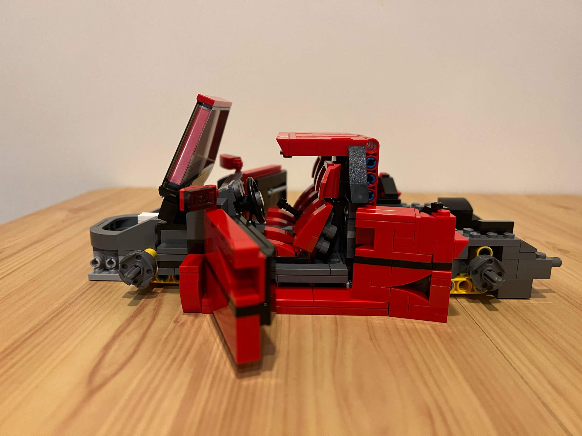 Ferrari F40 | LEGO 10248 - shaopeter的創作 - 巴哈姆特