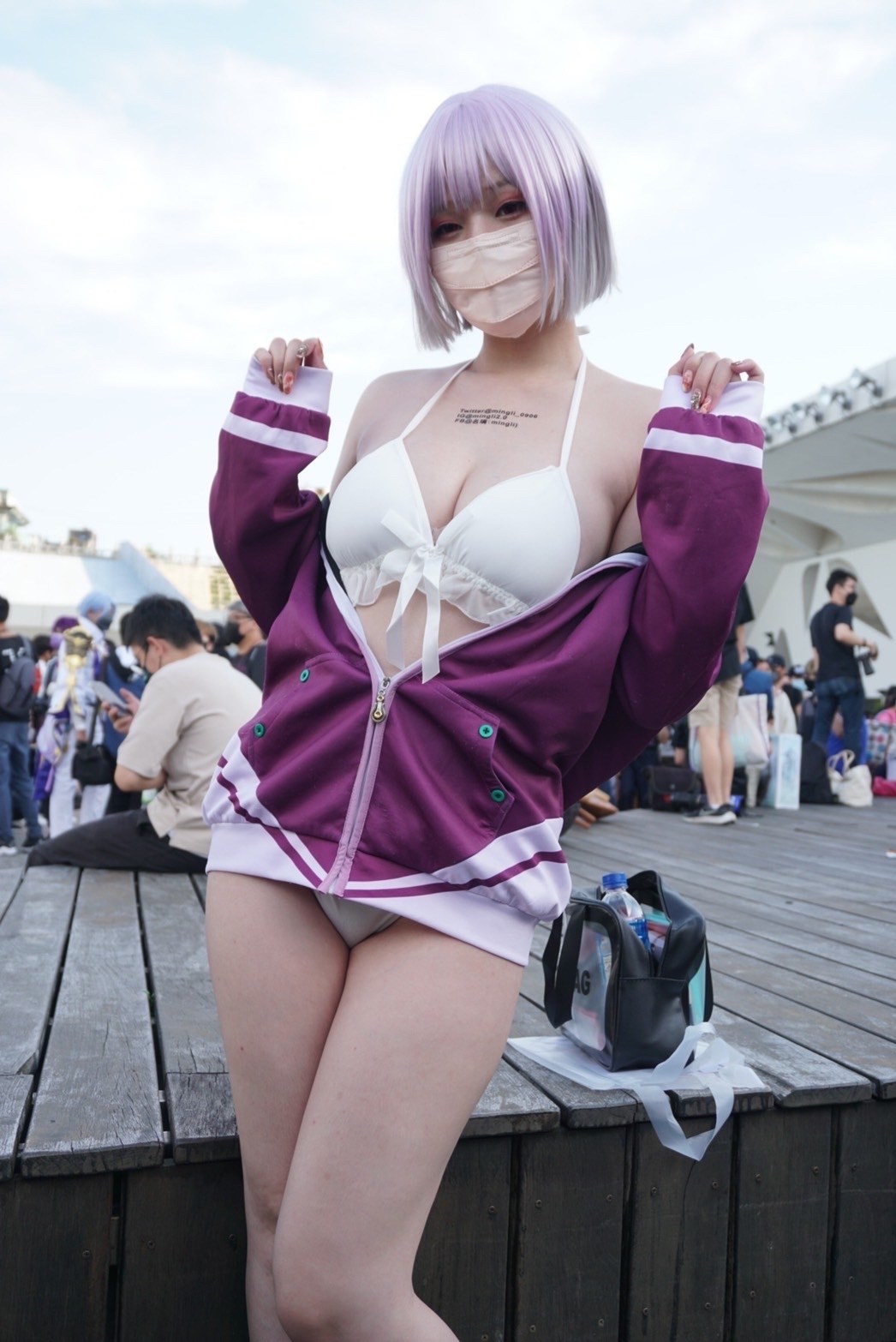 RE:【心得】FF38 coser串 @場外休憩區 哈啦板 - 巴哈姆特