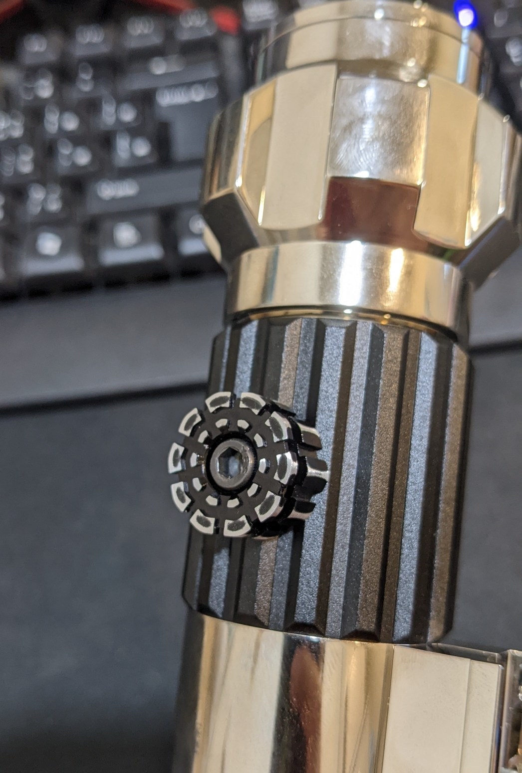 SaberForge REDEEMER MK3 歐比王光劍購買心得 & 記錄 - yanroo8444的創作 - 巴哈姆特