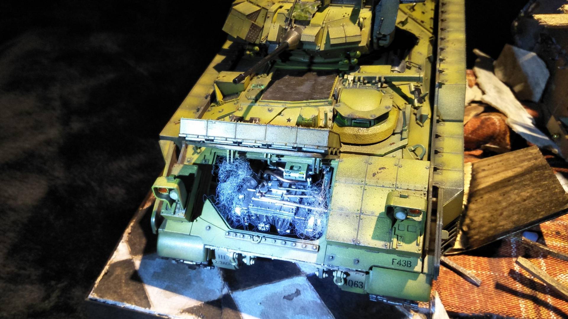 【作品分享】美國 M2A3 布雷德利 BUSK III 步兵戰車 @模型技術與資訊 哈啦板 - 巴哈姆特