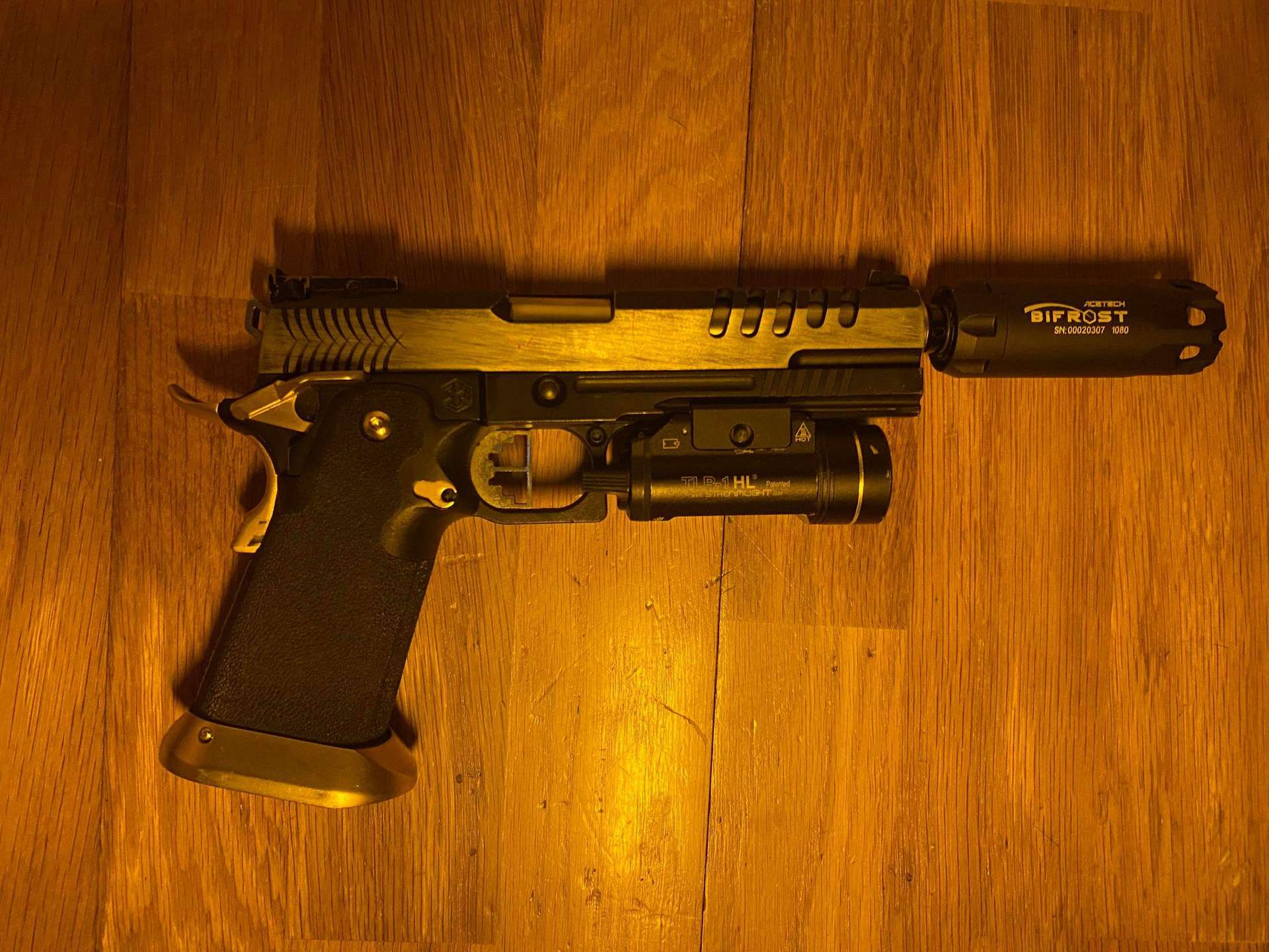 【心得】夜戰CQB必備的 Bifrost 發光神器 @野戰 (生存) 遊戲 哈啦板 - 巴哈姆特