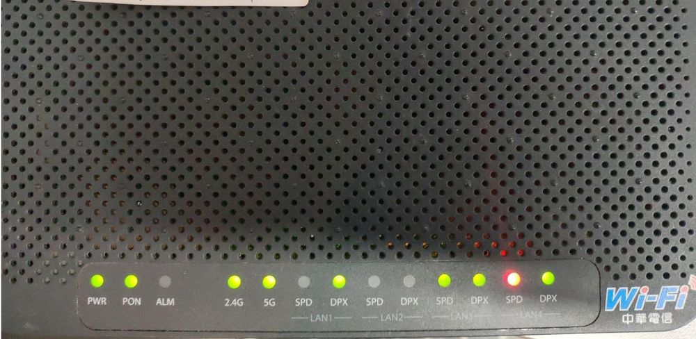 【討論】關於家中接網路線速度疑問（狀況更新，3F） @電腦應用綜合討論 哈啦板 - 巴哈姆特