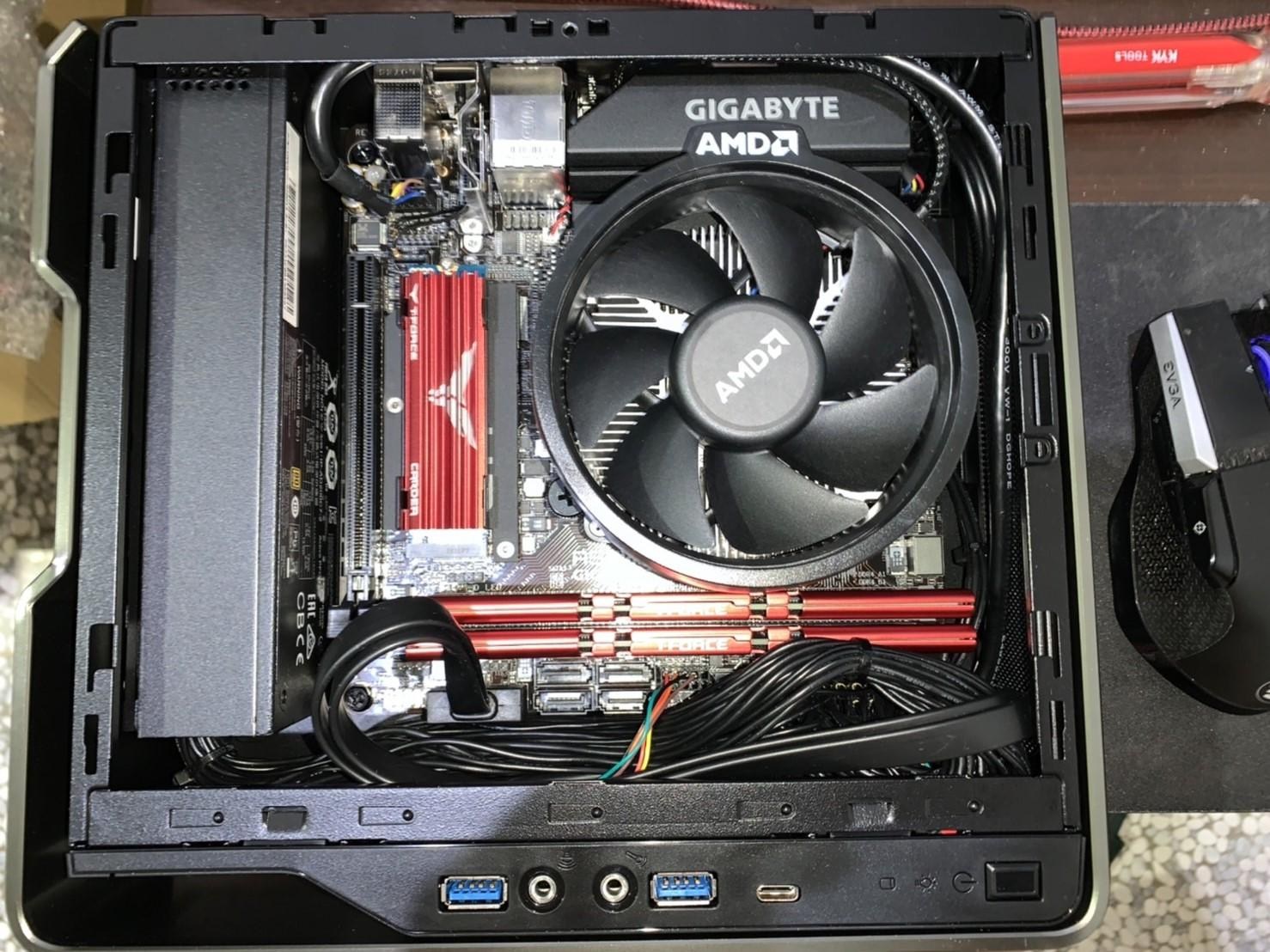 RE:【心得】簡約大氣 INWIN 迎廣 Chopin Max @電腦應用綜合討論 哈啦板 - 巴哈姆特