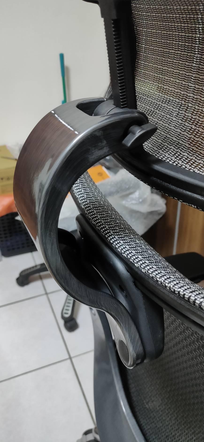 【心得】崴美 Mesh 3 Chair 華爾滋人體工學網椅尊爵版 - 冰礦銀 開箱 @電腦應用綜合討論 哈啦板 - 巴哈姆特