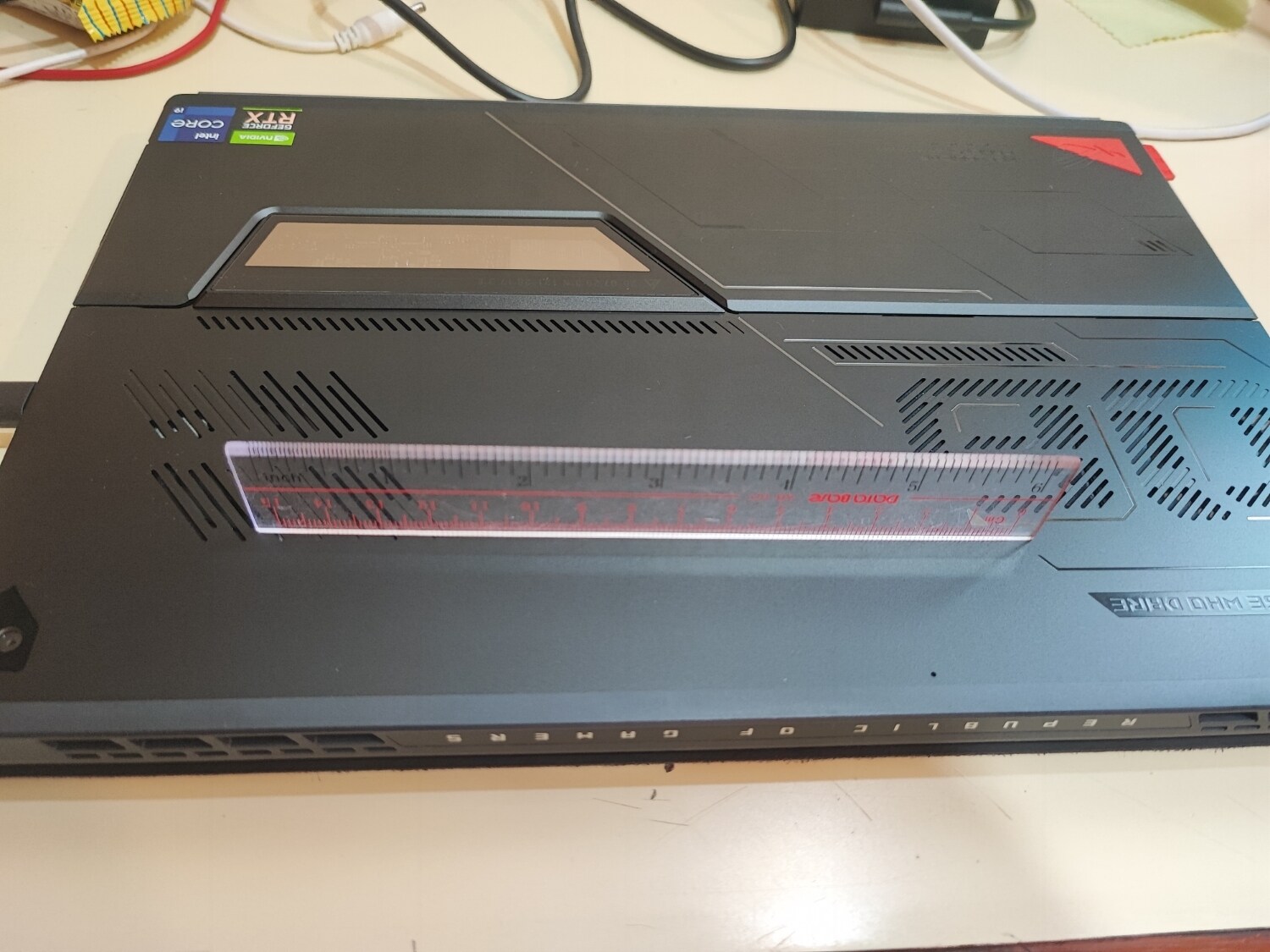 【閒聊】來看Asus Flow Z13 的各種殘念之處 @電腦應用綜合討論 哈啦板 - 巴哈姆特