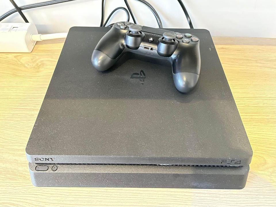 【其他】[已售出] 二手 PS4 SLIM 主機 附原廠單手把 [沒有留包裝盒] @ACG二手交易板 哈啦板 - 巴哈姆特