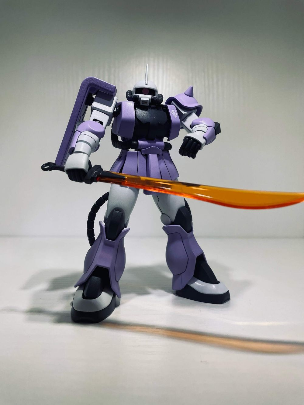 【作品分享】 1/144 MS-06S 薩克2 （基莉·加雷特專用機） @模型技術與資訊 哈啦板 - 巴哈姆特