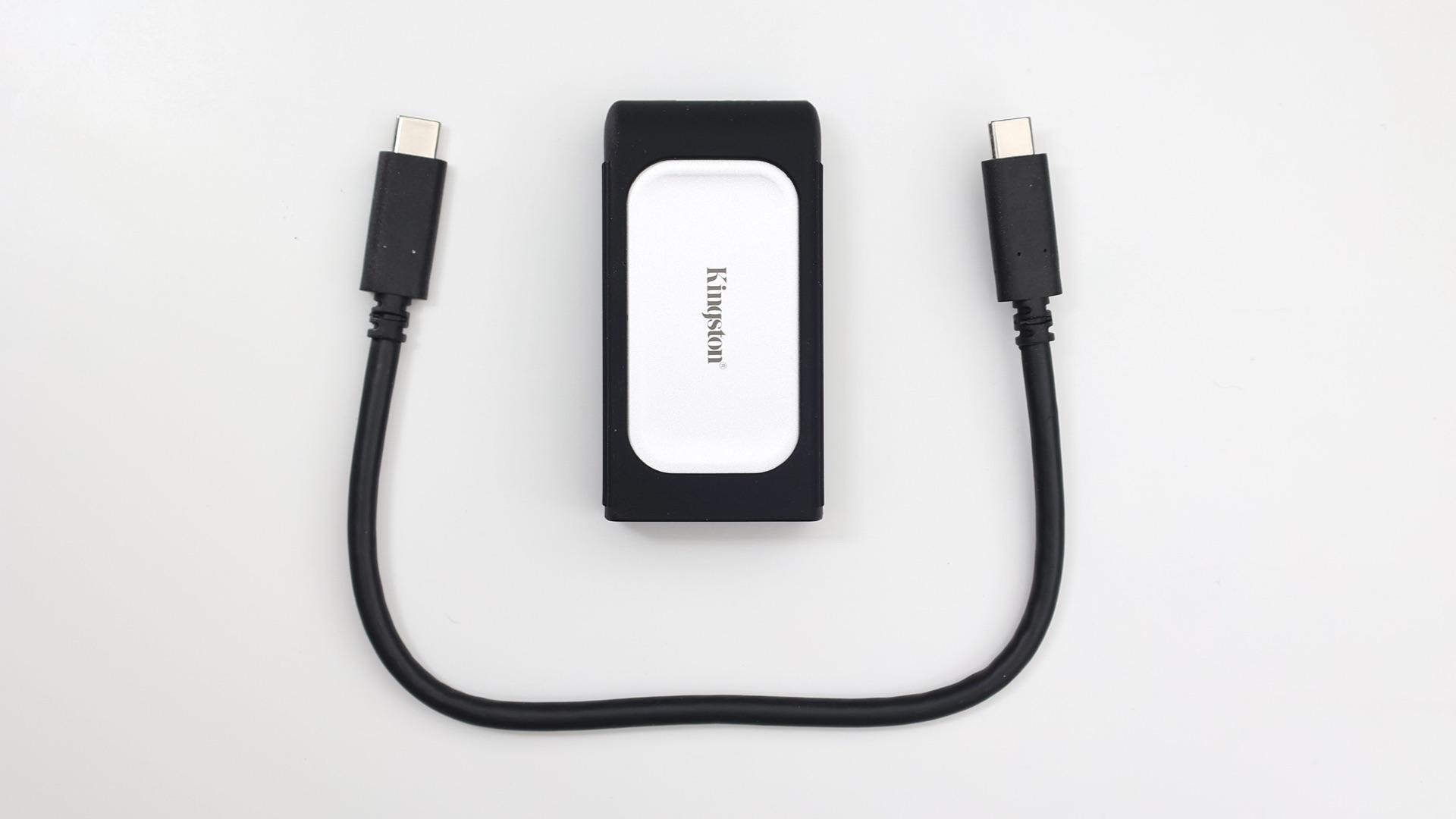 【心得】Kingston XS2000 極速 USB3.2 Gen2 x2 20Gbps 卻有極致小巧體積。有機會與 Thunderbolt ...