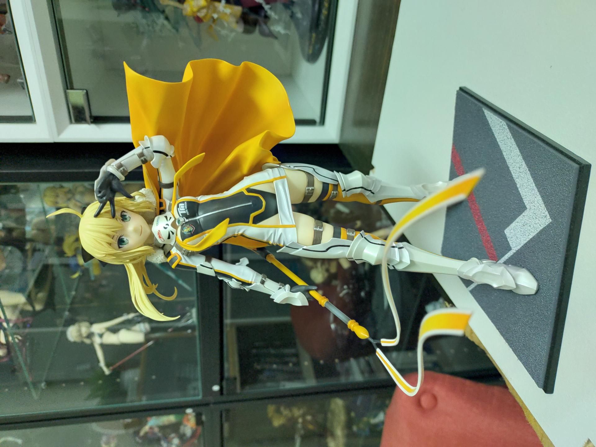 【出售】GSC＆TYPE-MOON 阿爾托莉雅 saber 賽車女郎 @ACG二手交易板 哈啦板 - 巴哈姆特