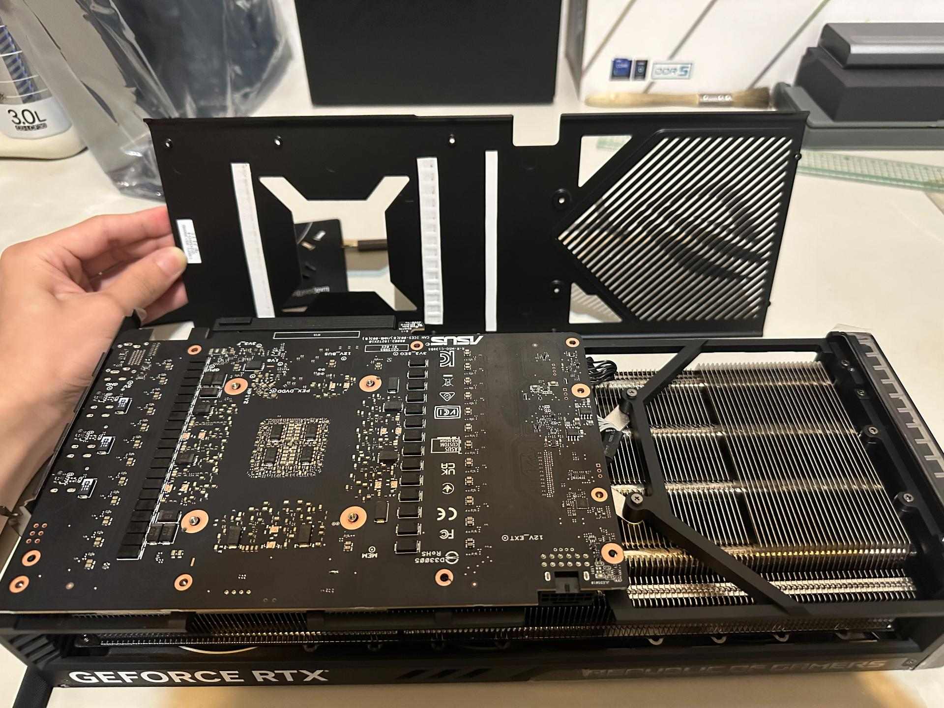 【心得】ROG STRIX GAMING RTX 4090首發及拆解(圖多) @電腦應用綜合討論 哈啦板 - 巴哈姆特