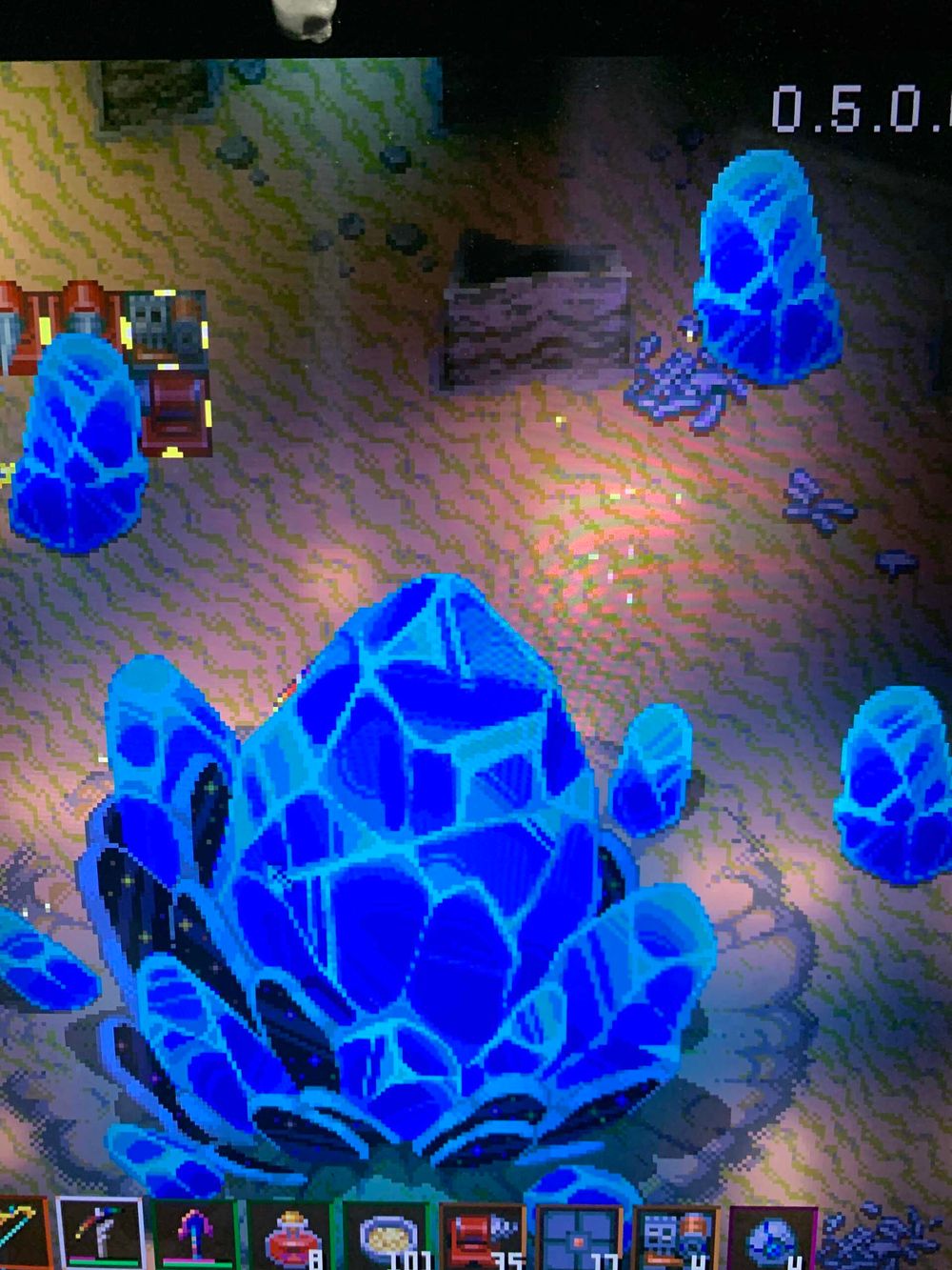 【問題】有輻射的藍色水晶要怎樣打？ @Core Keeper 哈啦板 - 巴哈姆特