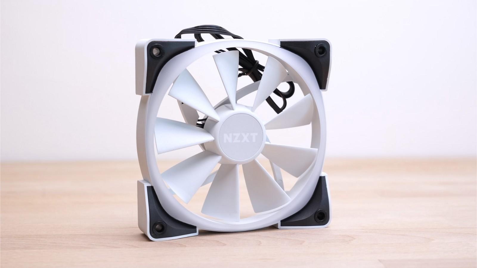 【心得】逆天顏值，頂天價值！NZXT KRAKEN Z73 RGB @電腦應用綜合討論 哈啦板 - 巴哈姆特