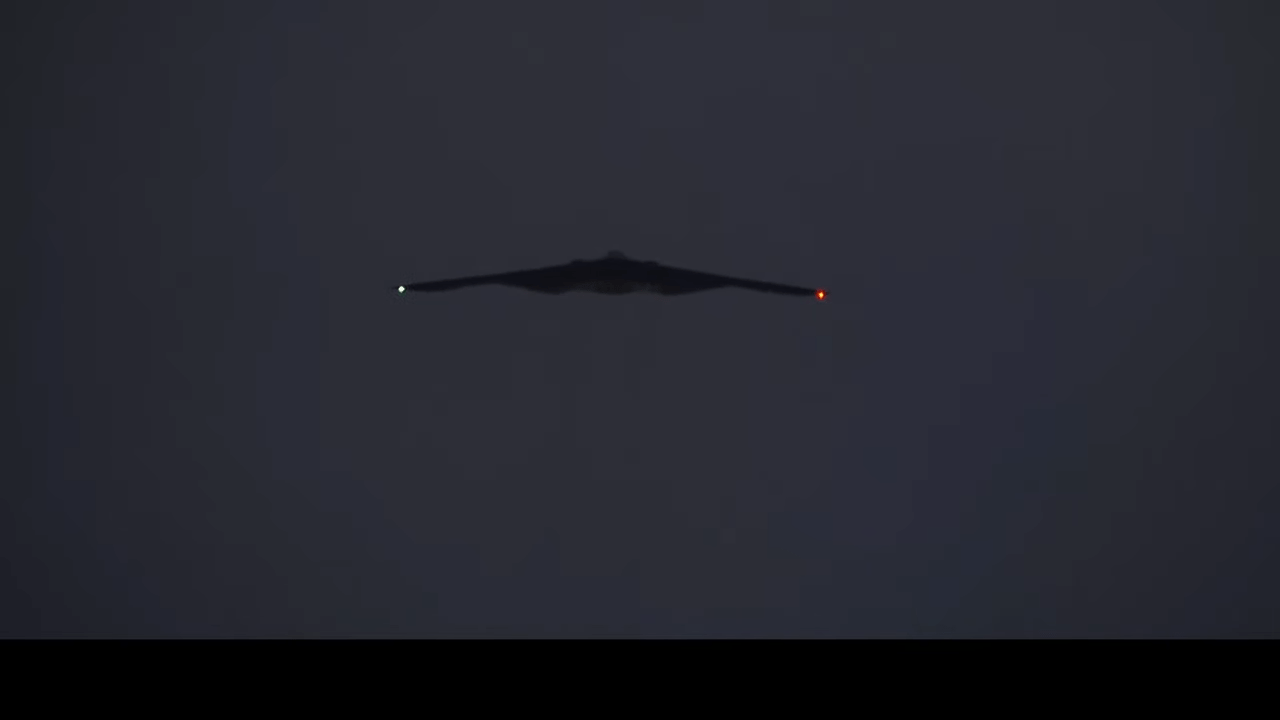 【情報】美國新一代匿蹤轟炸機B-21發布會 @軍事策略 哈啦板 - 巴哈姆特