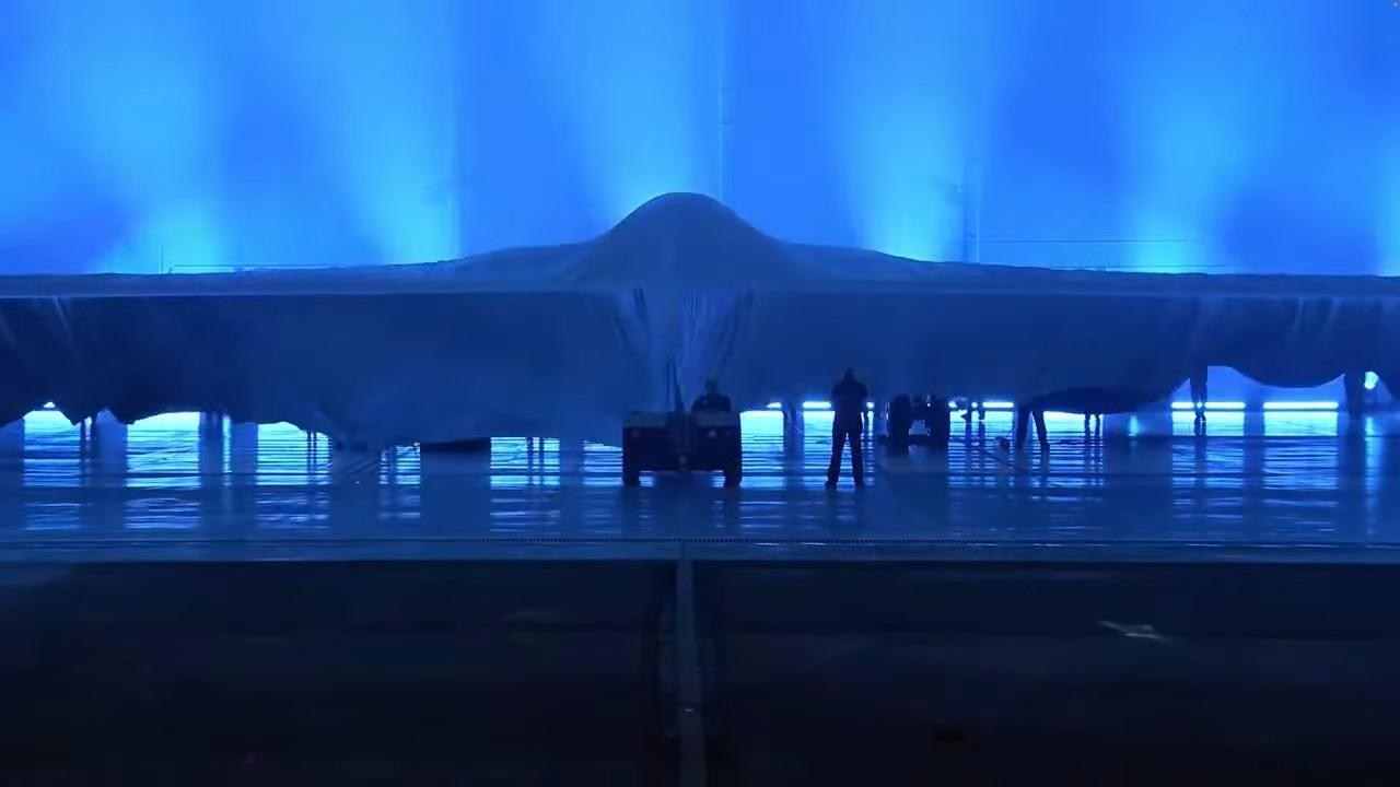 【情報】美國新一代匿蹤轟炸機B-21發布會 @軍事策略 哈啦板 - 巴哈姆特