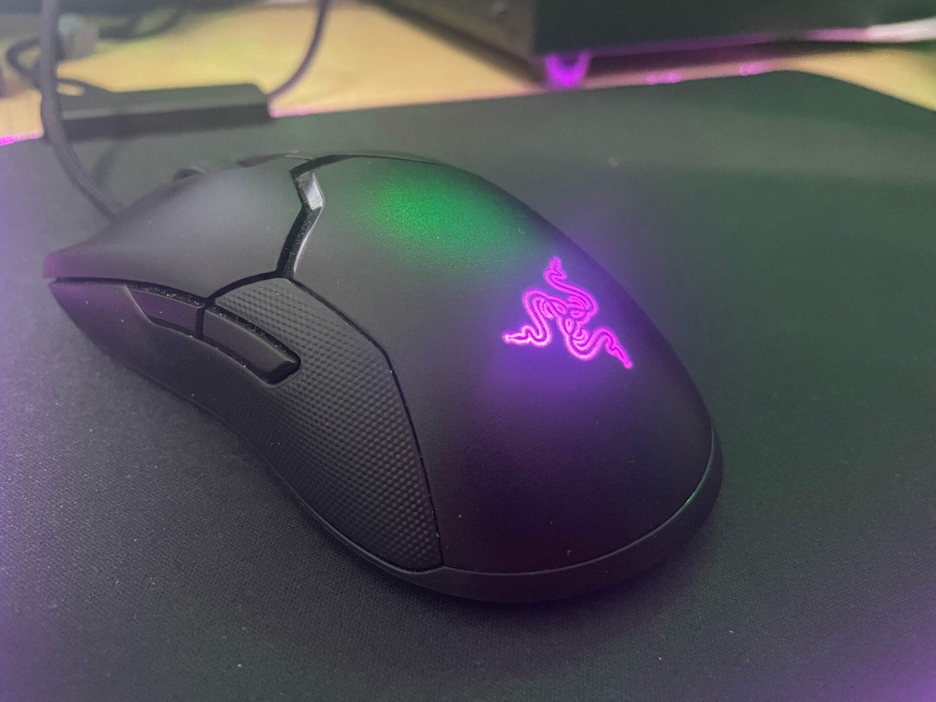 【心得】RAZER 周邊使用心得（滑鼠、鍵盤、耳機、滑鼠墊） @電腦應用綜合討論 哈啦板 - 巴哈姆特