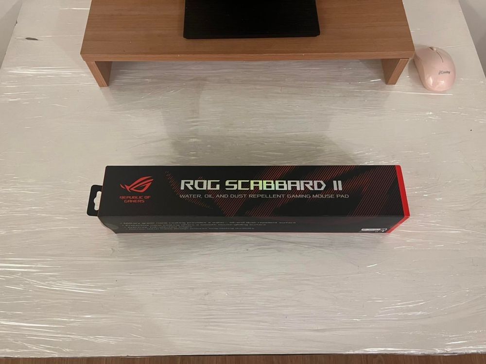 【心得】開箱 ROG Scabbard II 大鼠墊讓桌子換裝 @電腦應用綜合討論 哈啦板 - 巴哈姆特