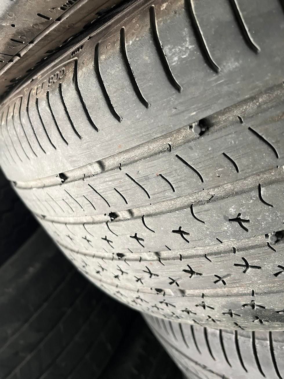 馬牌CC6畢業典禮 兼 橫濱V552輪胎觀察日記*一年後更 - vidiskor的創作 - 巴哈姆特