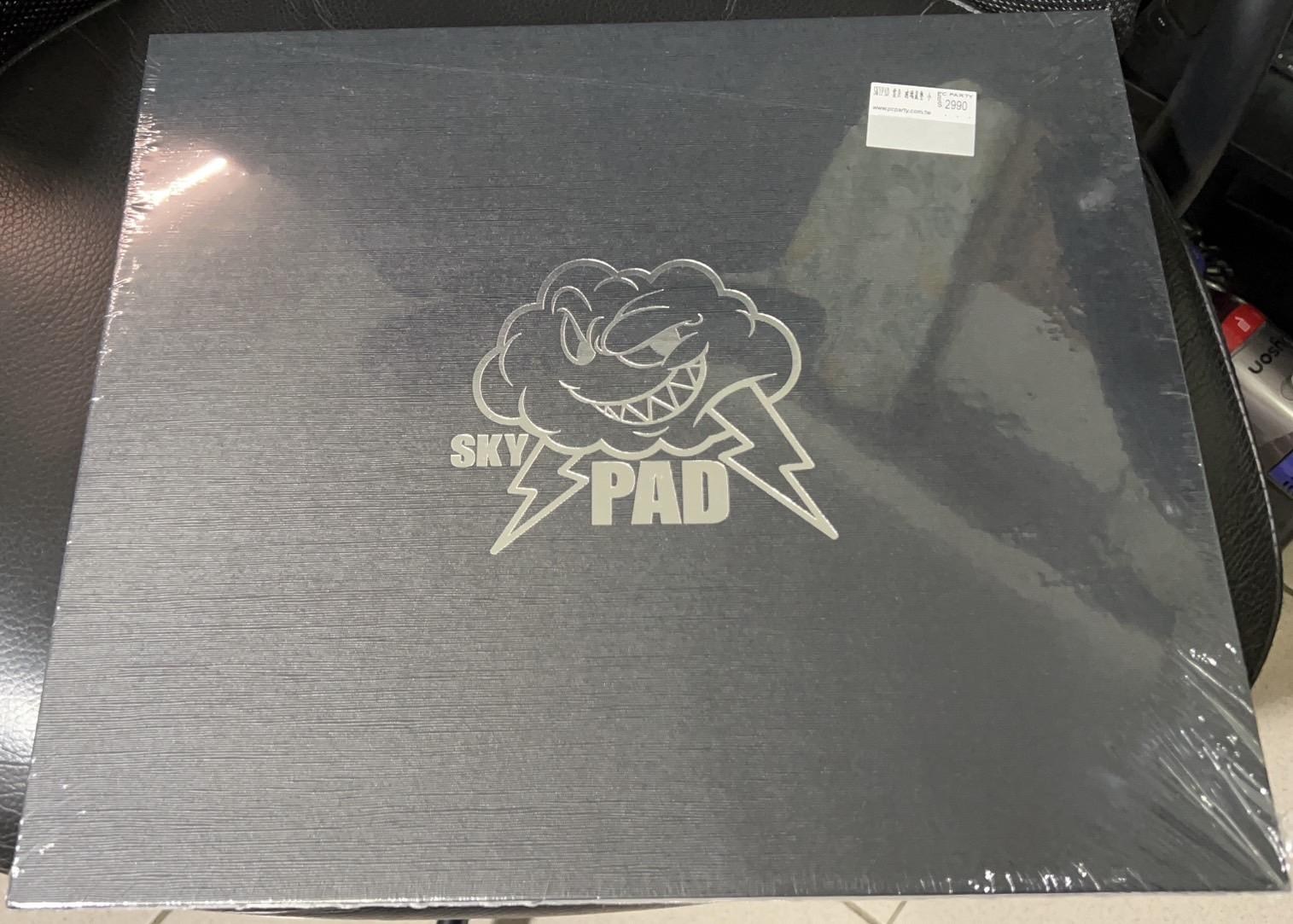 【心得】玻璃鼠墊比一比 - Razer Atlas vs SKYPAD 3.0 @電腦應用綜合討論 哈啦板 - 巴哈姆特