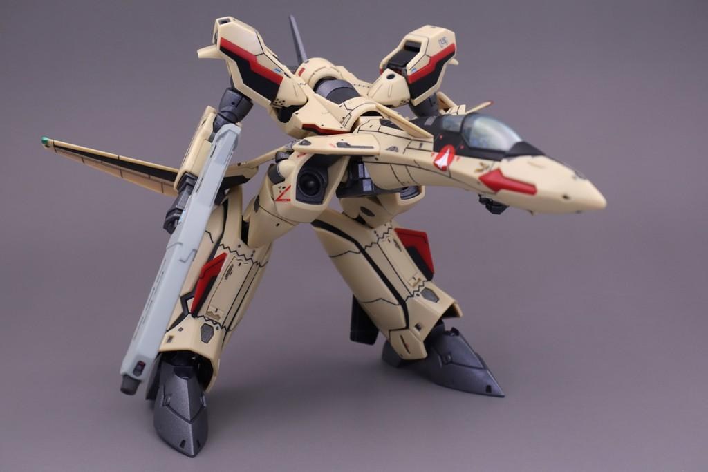 [達人專欄] HG - YF-19 超時空系列來了 - sora1000的創作 - 巴哈姆特