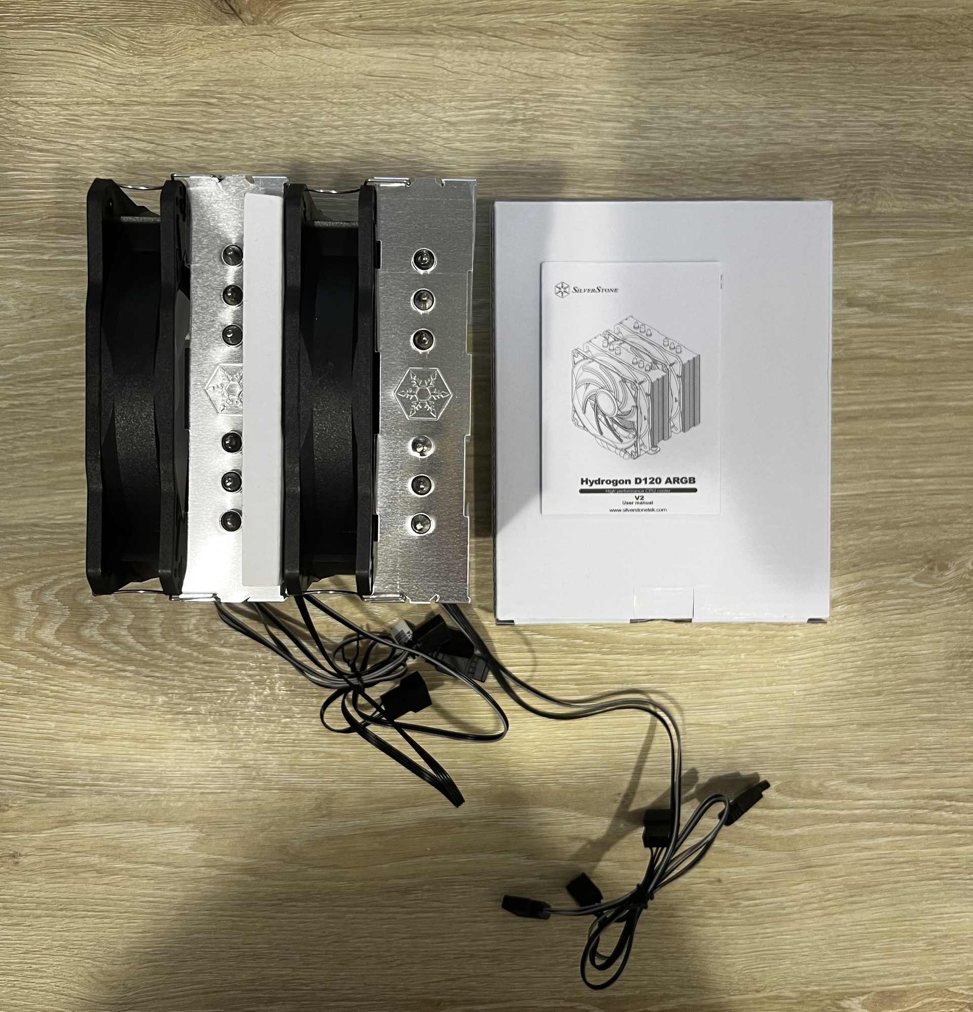 【心得】銀欣 Hydrogon D120 ARGB 開箱 偏移設計的好雙塔 @電腦應用綜合討論 哈啦板 - 巴哈姆特