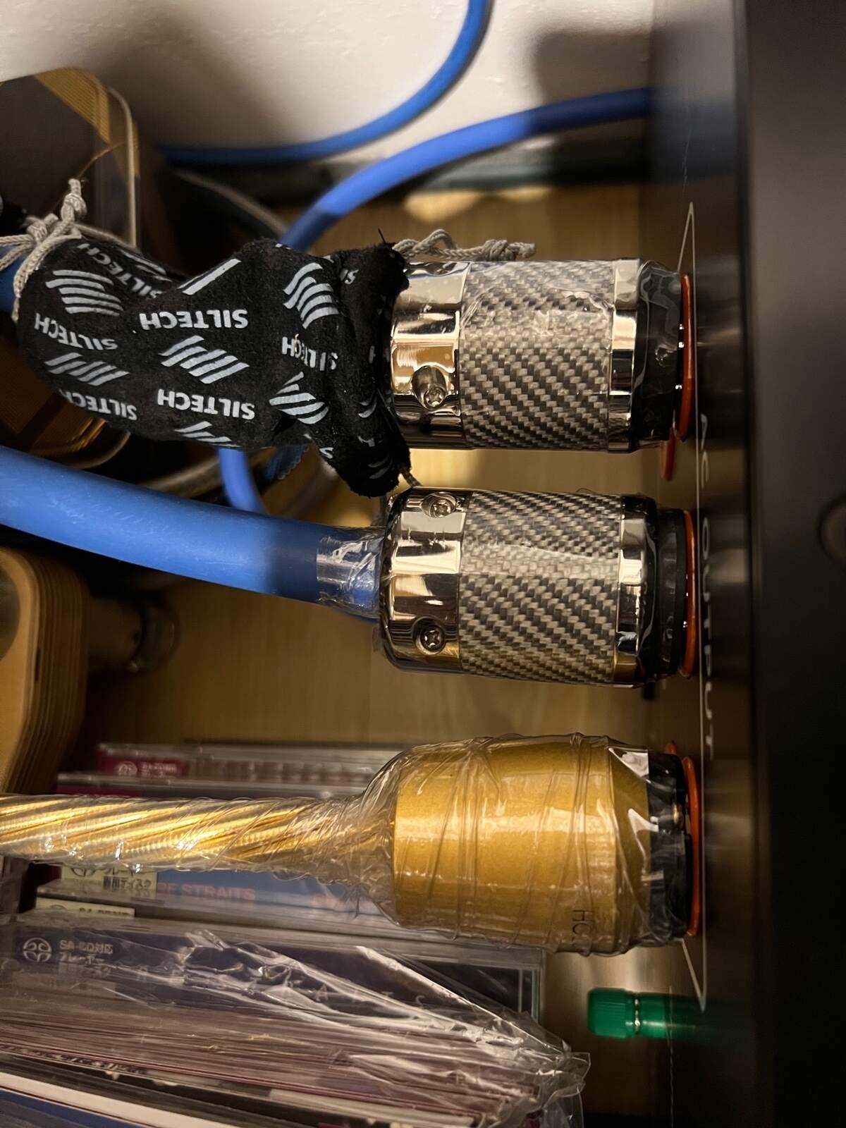 【閒聊】[開箱]Siltech S10三皇冠電源線開箱 @影音視聽討論區 哈啦板 - 巴哈姆特