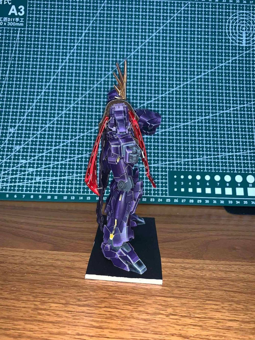 【作品分享】HG BANSHEE（变身前） WITH ASSASSIN'S CREED @模型技術與資訊 哈啦板 - 巴哈姆特