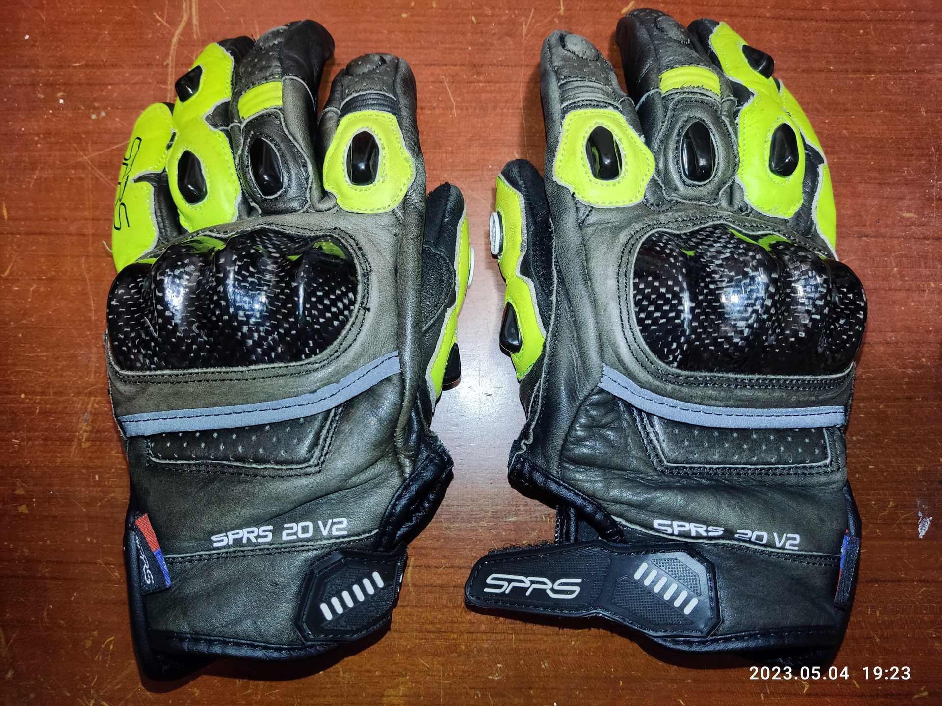 【心得】SPRS SR20 V2 牛皮防摔手套使用心得 @汽機車討論 哈啦板 - 巴哈姆特